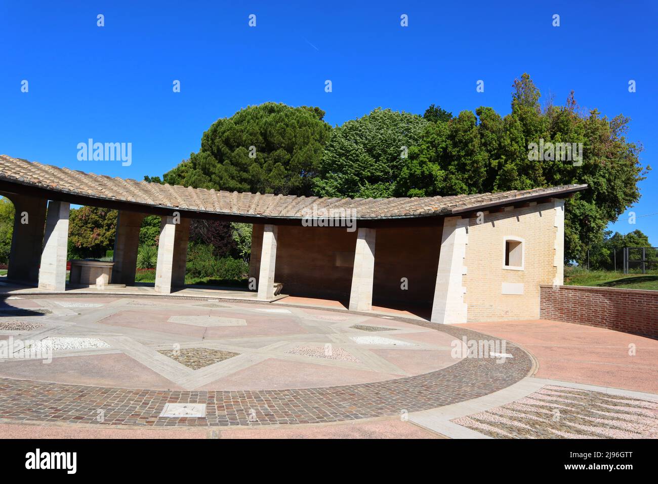 Sangro river war cemetery hi-res stock photography and images - Alamy