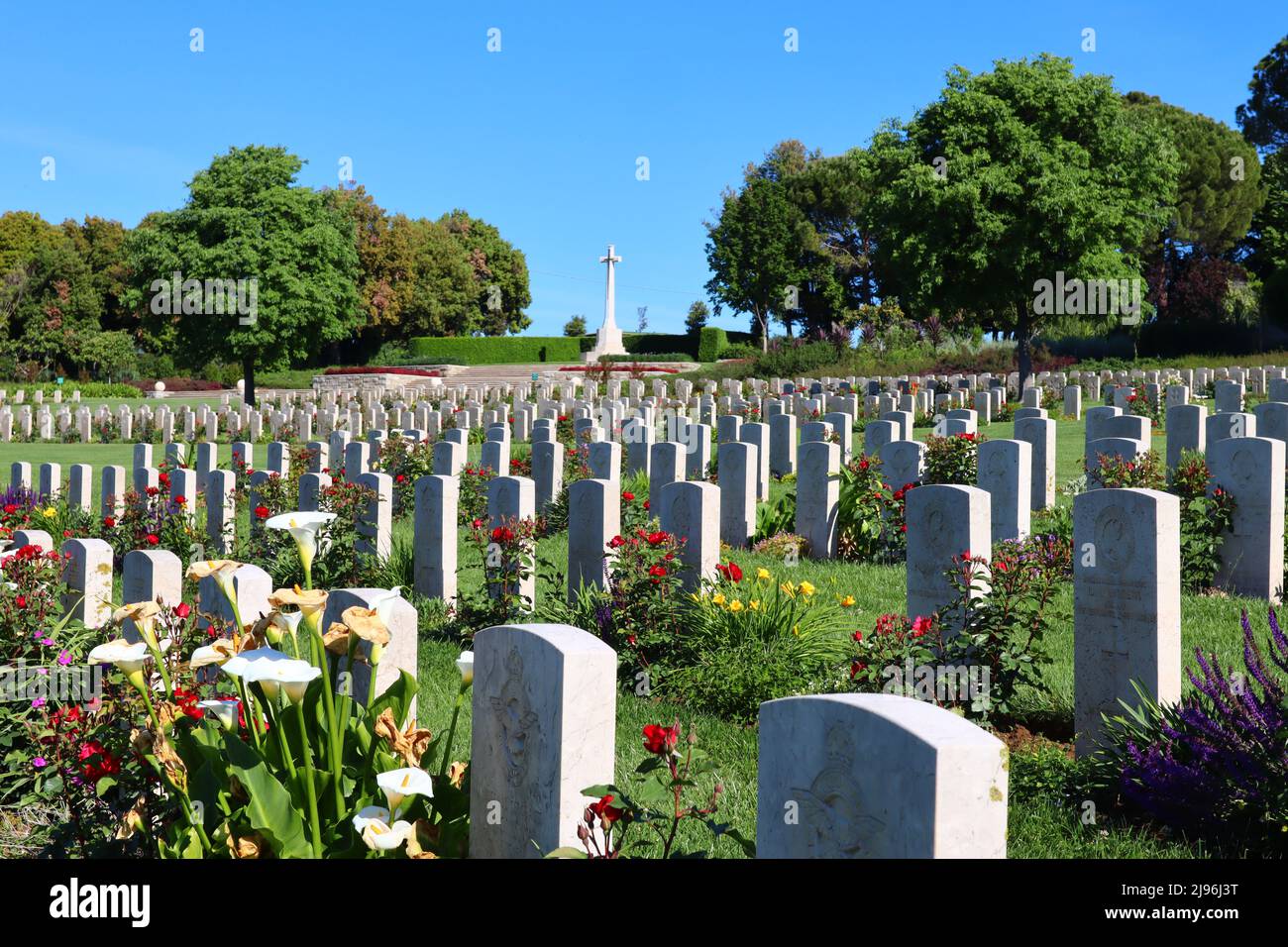 Torino di Sangro, Italy - Sangro River War Cemetery. British and ...
