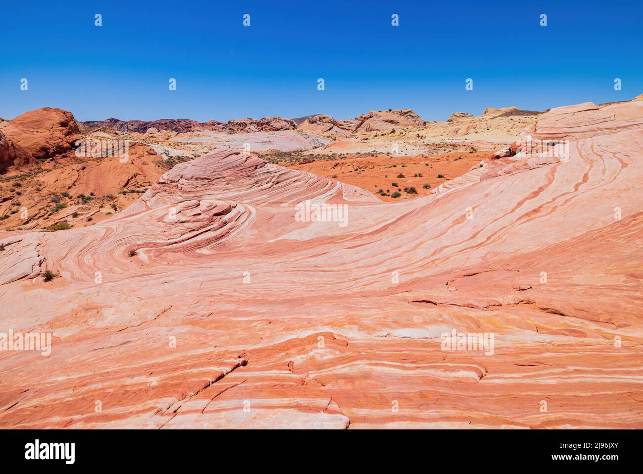 Sunny view of the Firewave of Valley of Fire State Park at Nevada Stock ...