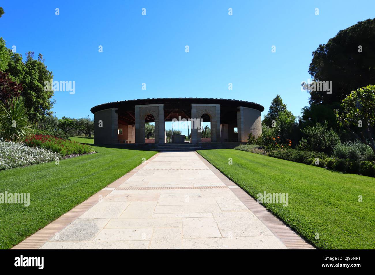 Sangro river war cemetery hi-res stock photography and images - Alamy