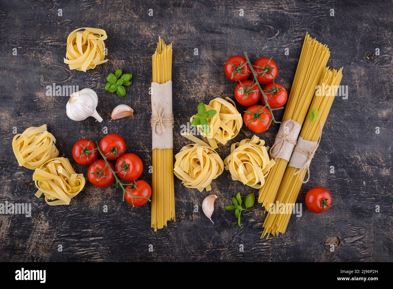 Italian pasta spaghetti and tagliatelle Stock Photo - Alamy