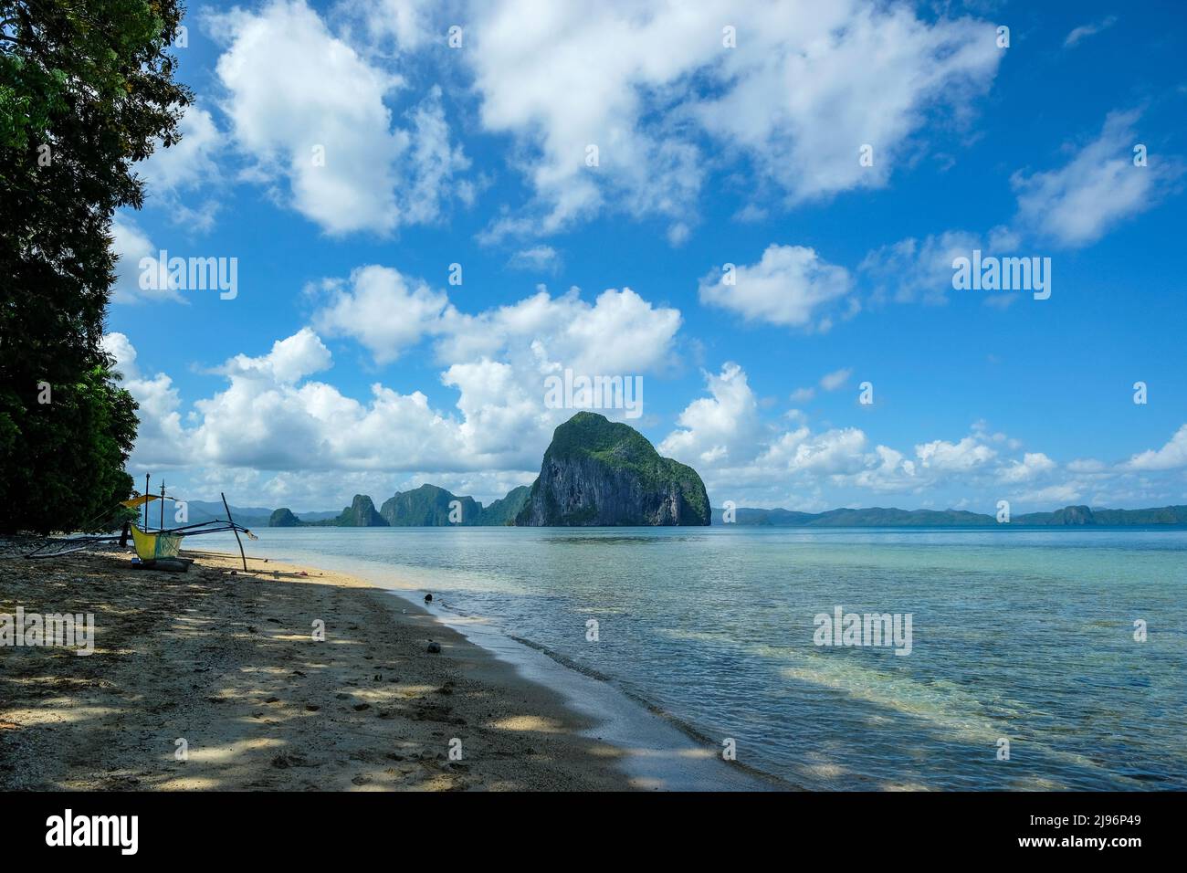 Las Cabanas beach in El Nido., Palawan, Philippines Stock Photo - Alamy