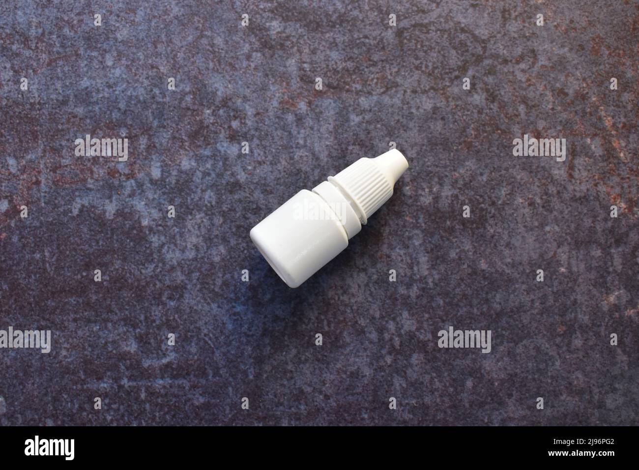 Plastic bottle eye medication hi-res stock photography and images - Alamy
