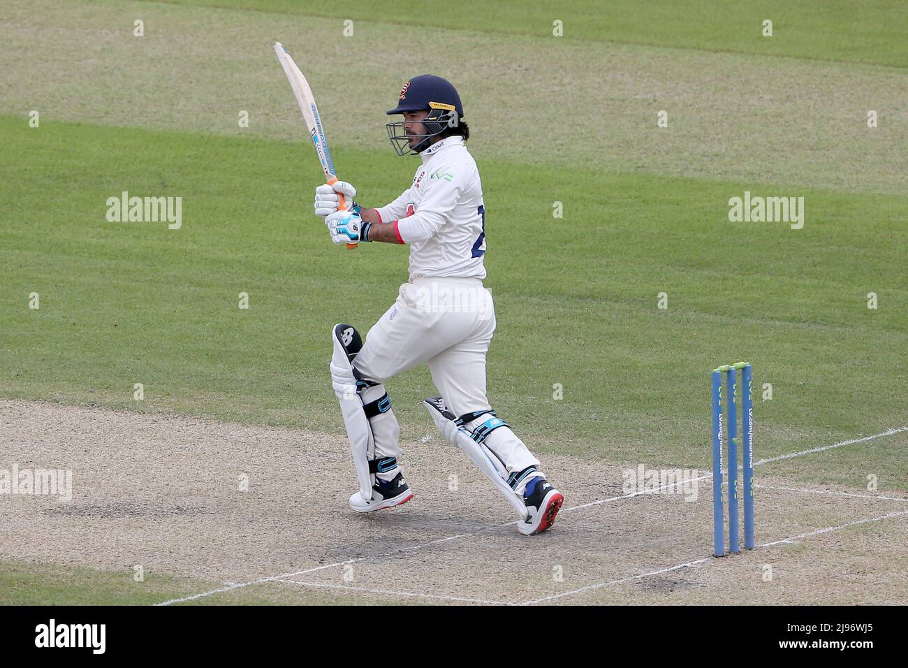 Shane Snater hits 4 runs for Essex during Lancashire CCC vs Essex CCC ...