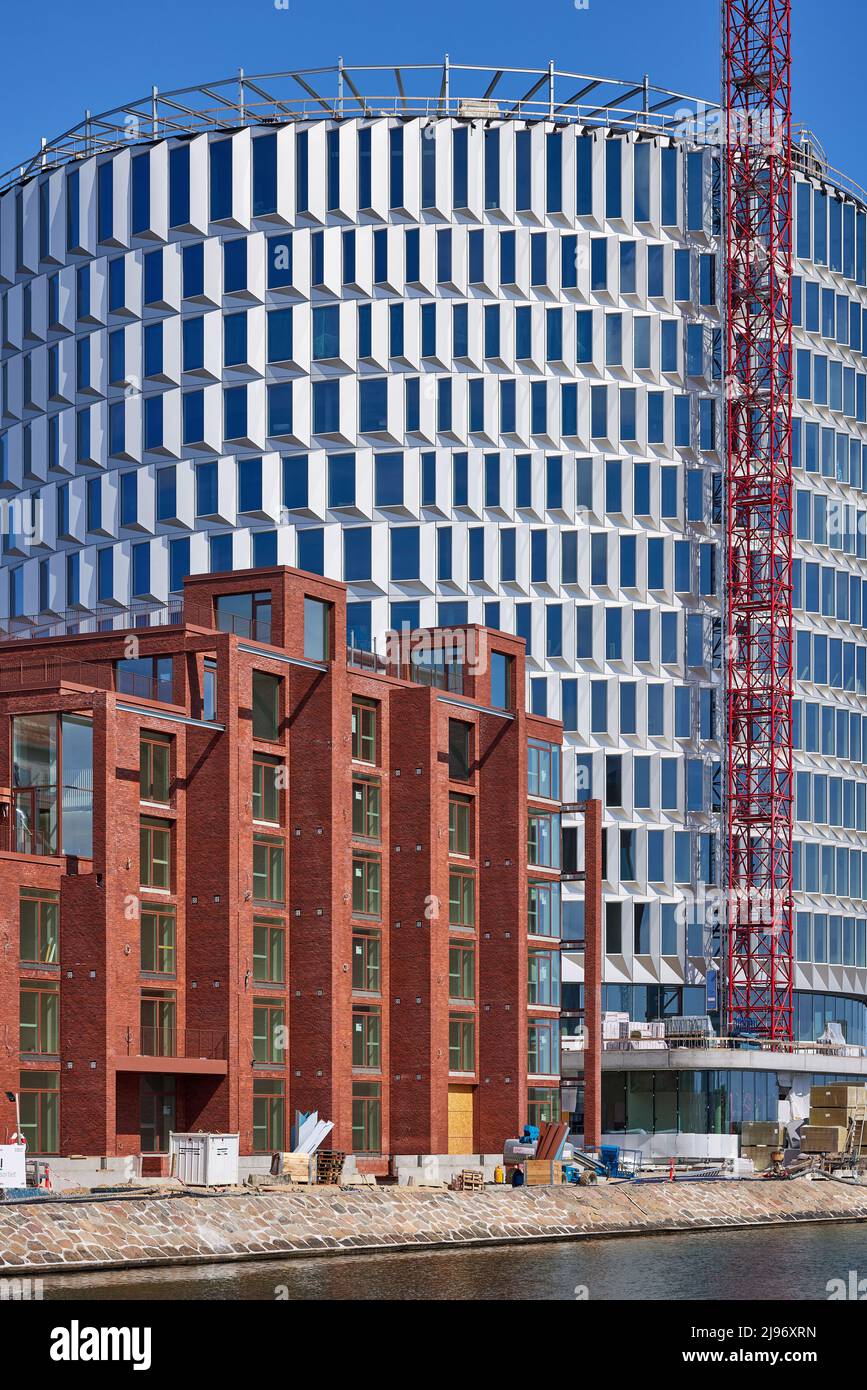 Construction of circular office building "Spidsen" on Nordø/Redmolen ...