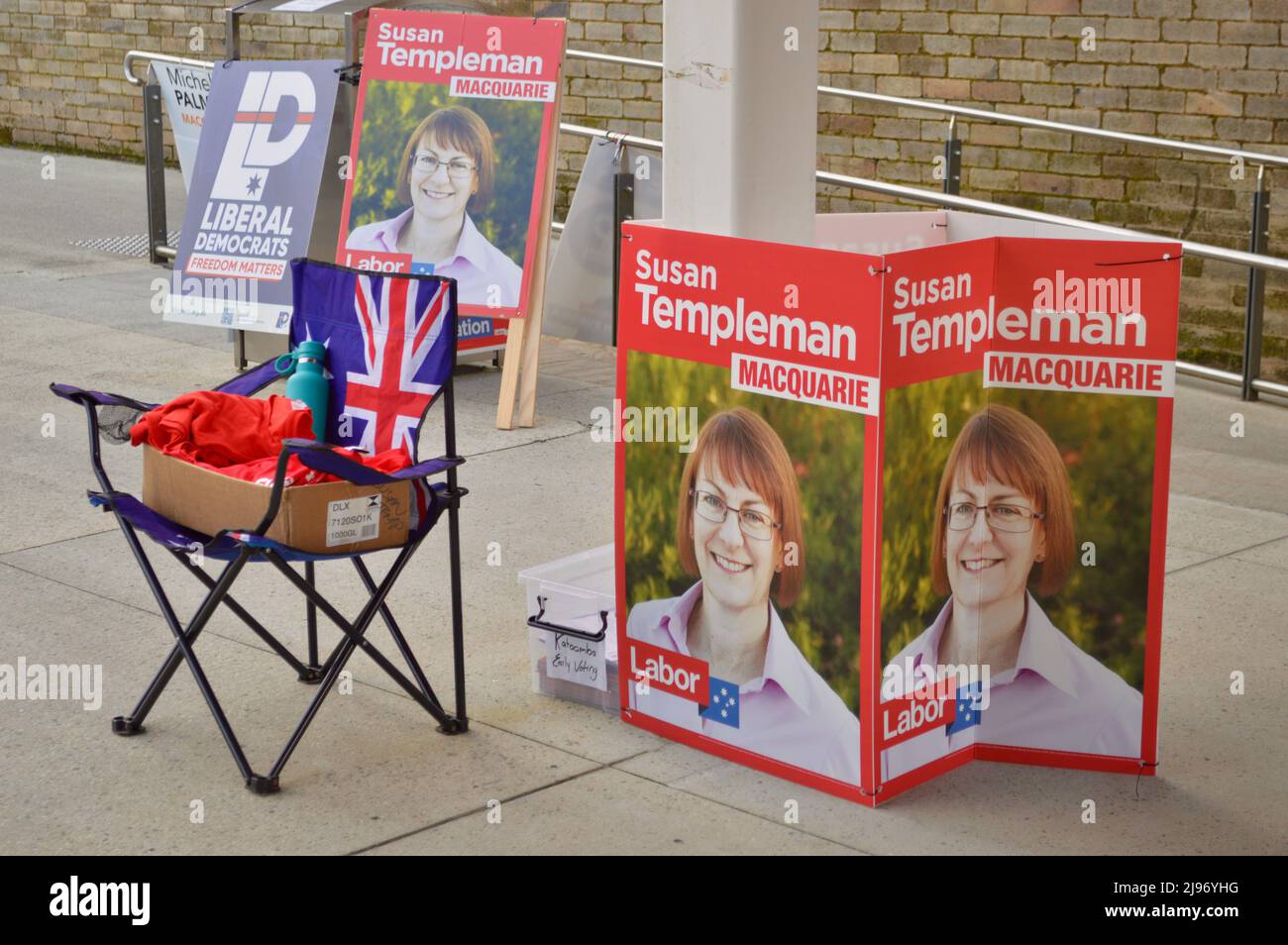 Posters of Susan Templeman of Labor at the the Macquarie polling ...