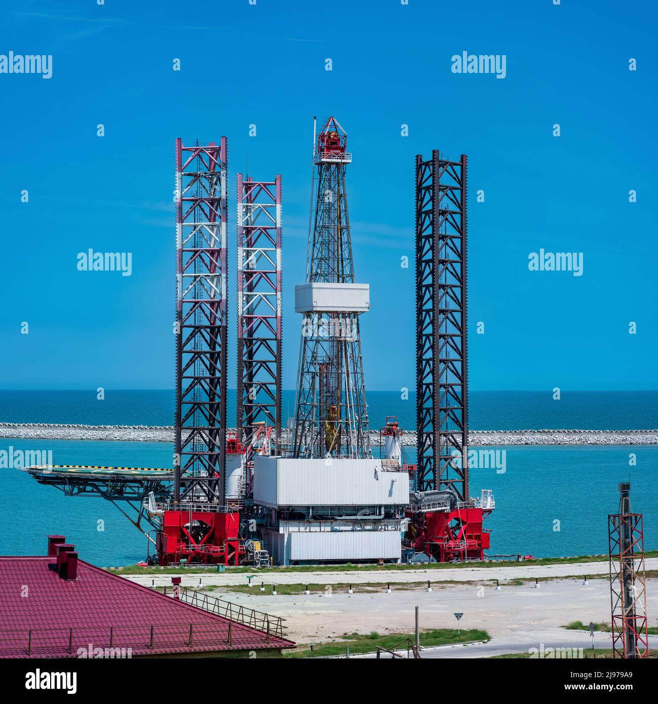 Floating mooring platform hi-res stock photography and images - Alamy