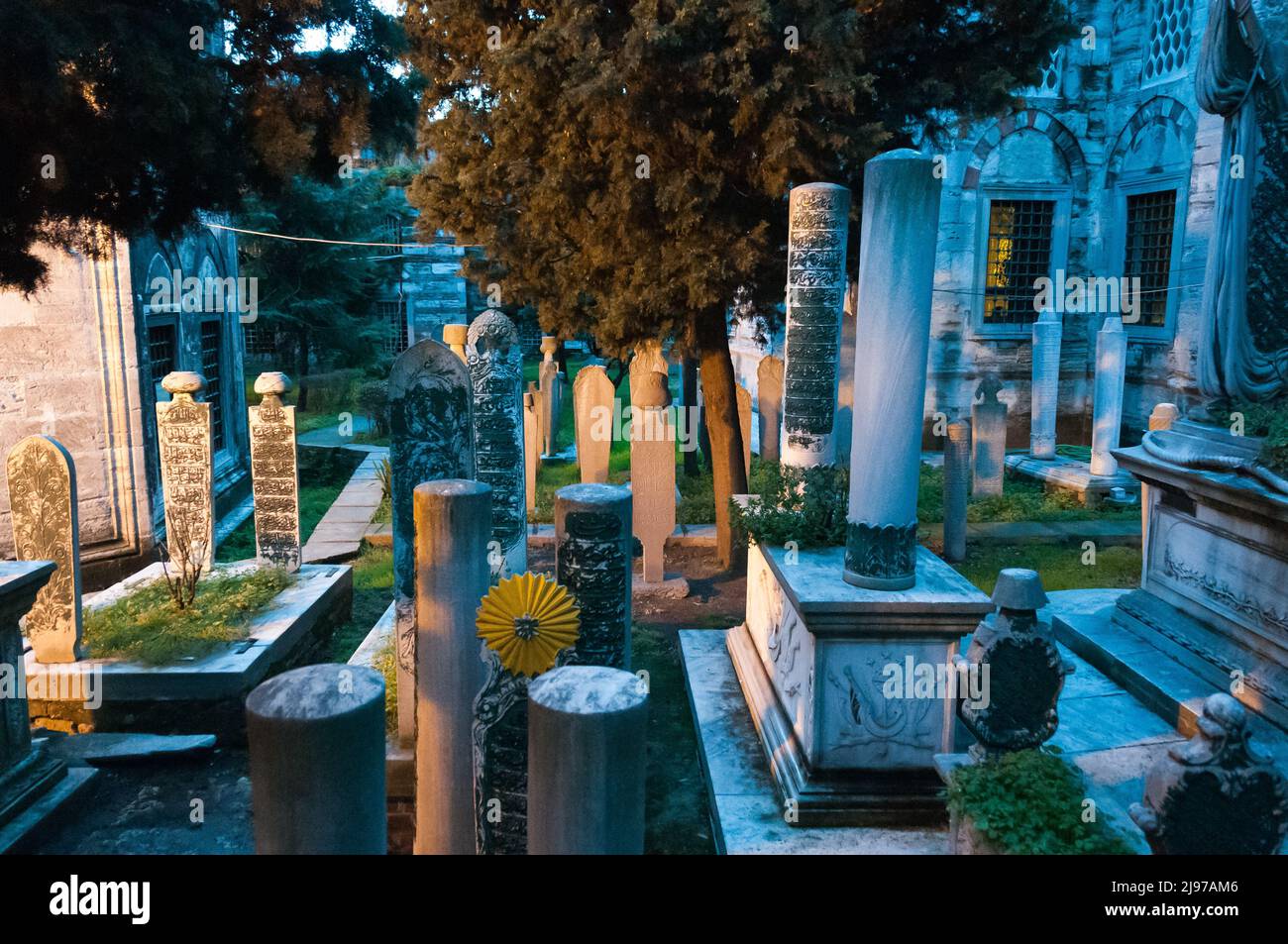 Ottoman cemetery hi-res stock photography and images - Alamy