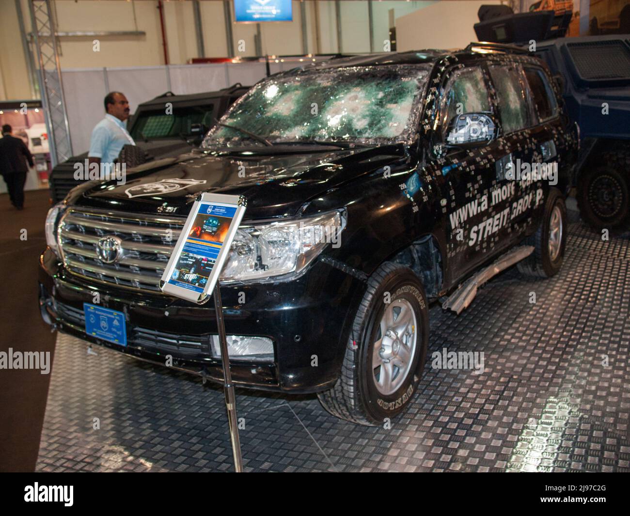 Bullet manufacturing hi-res stock photography and images - Alamy