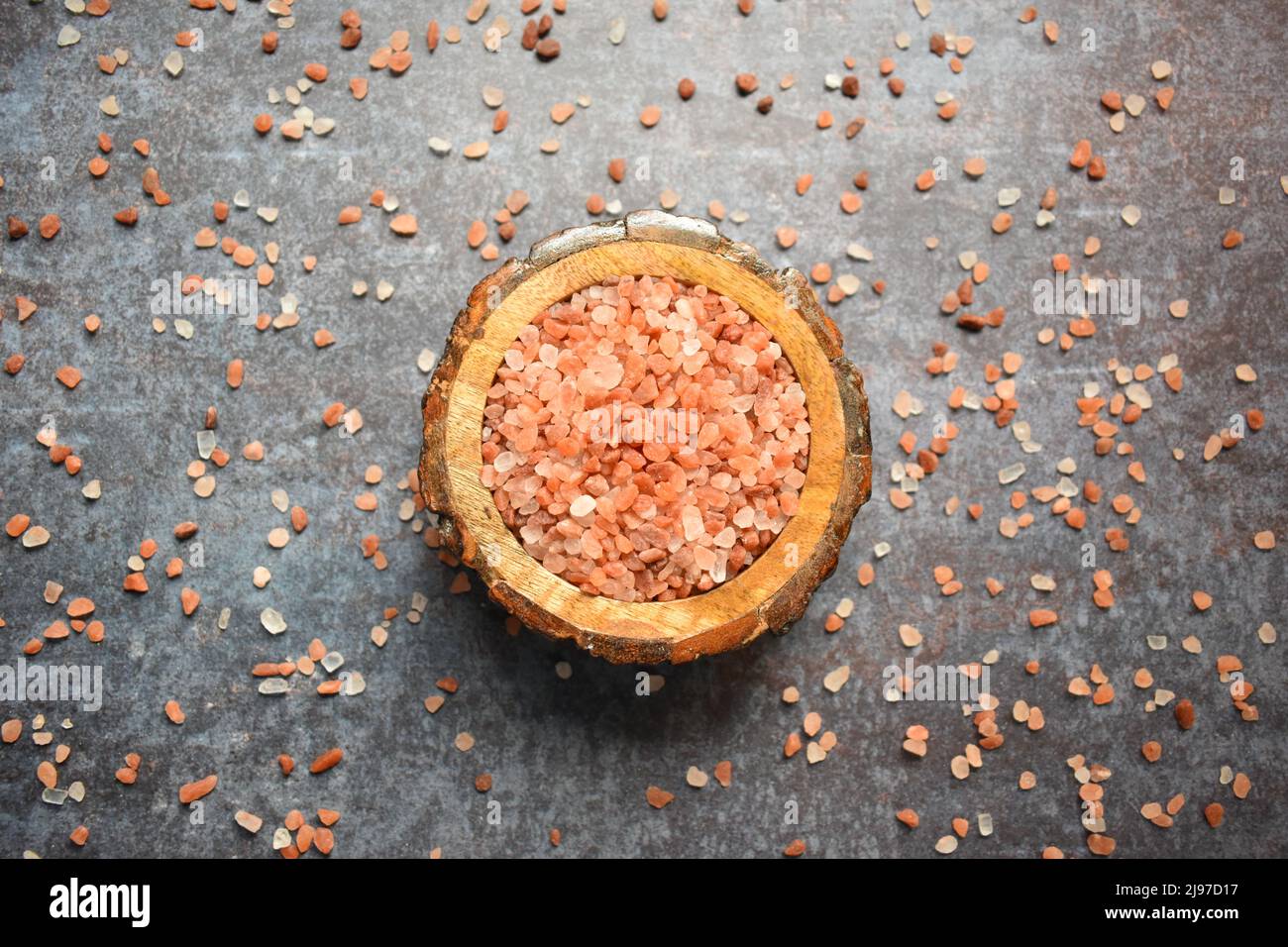 Raw whole dried Himalayan pink rock salt Stock Photo - Alamy