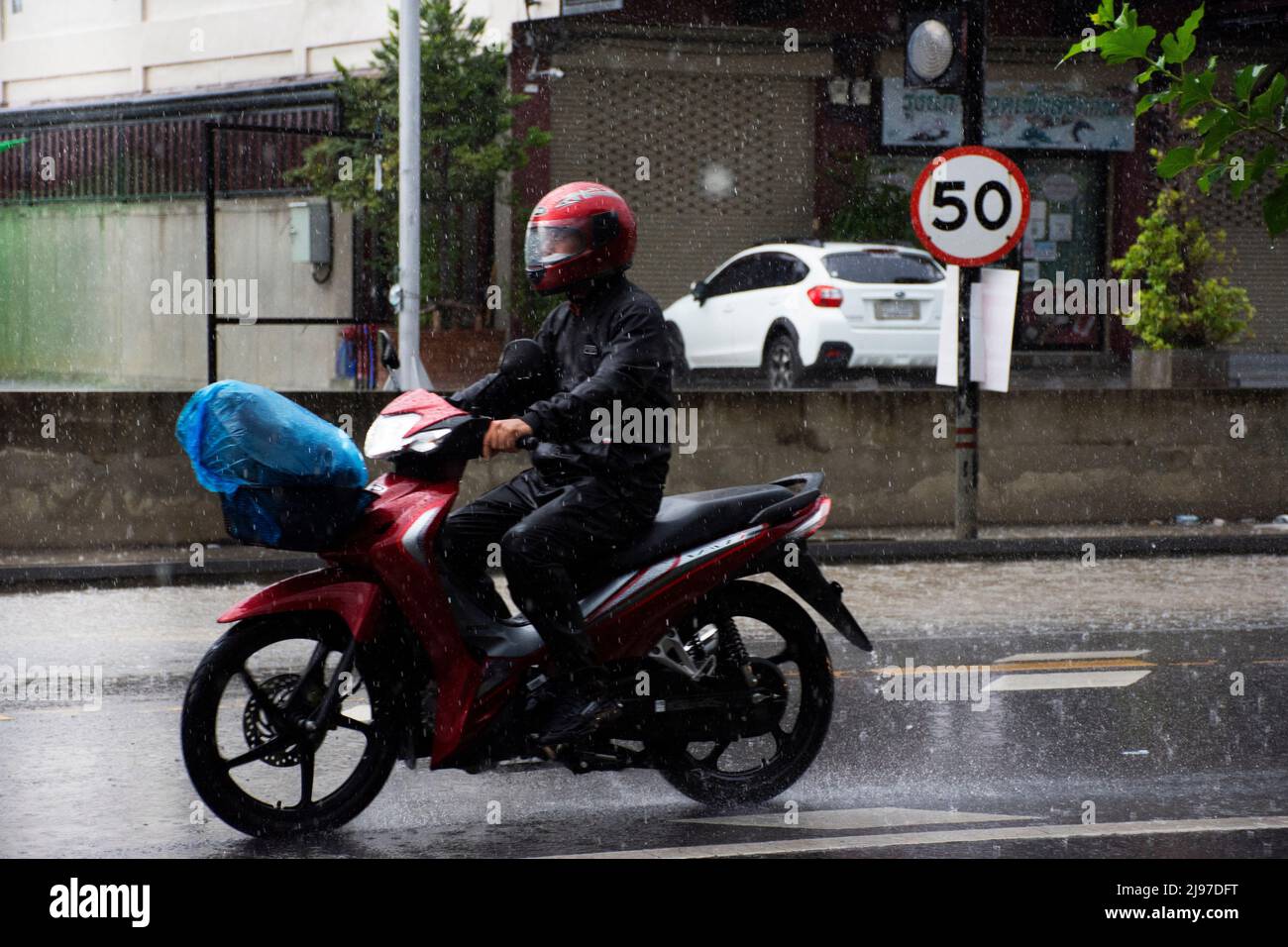 Driving street speed wind car hi-res stock photography and images - Alamy