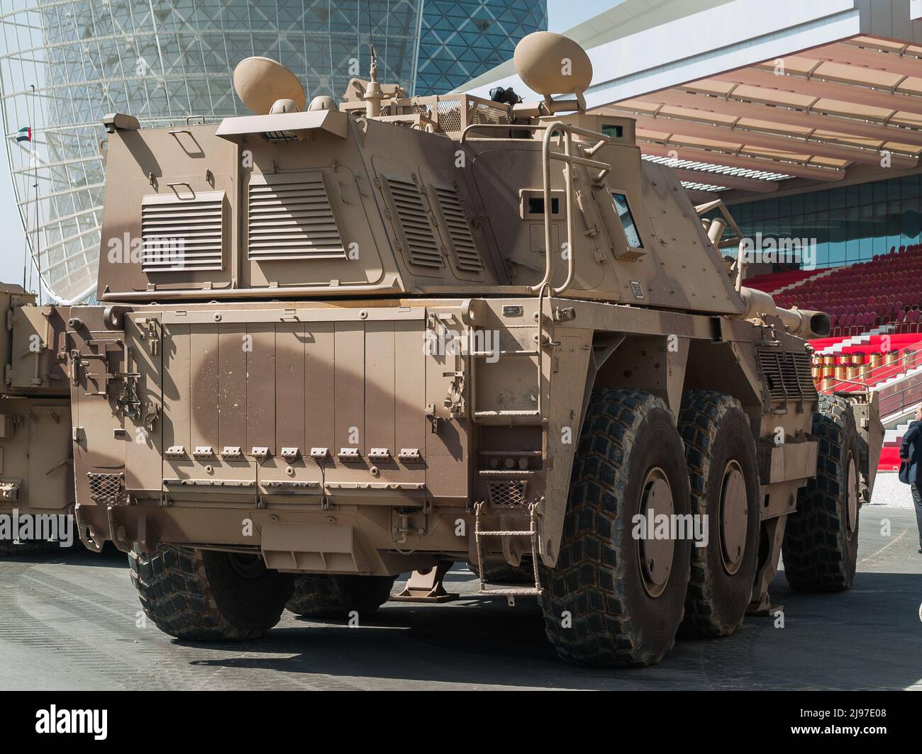 Military equipment howitzer hi-res stock photography and images - Alamy