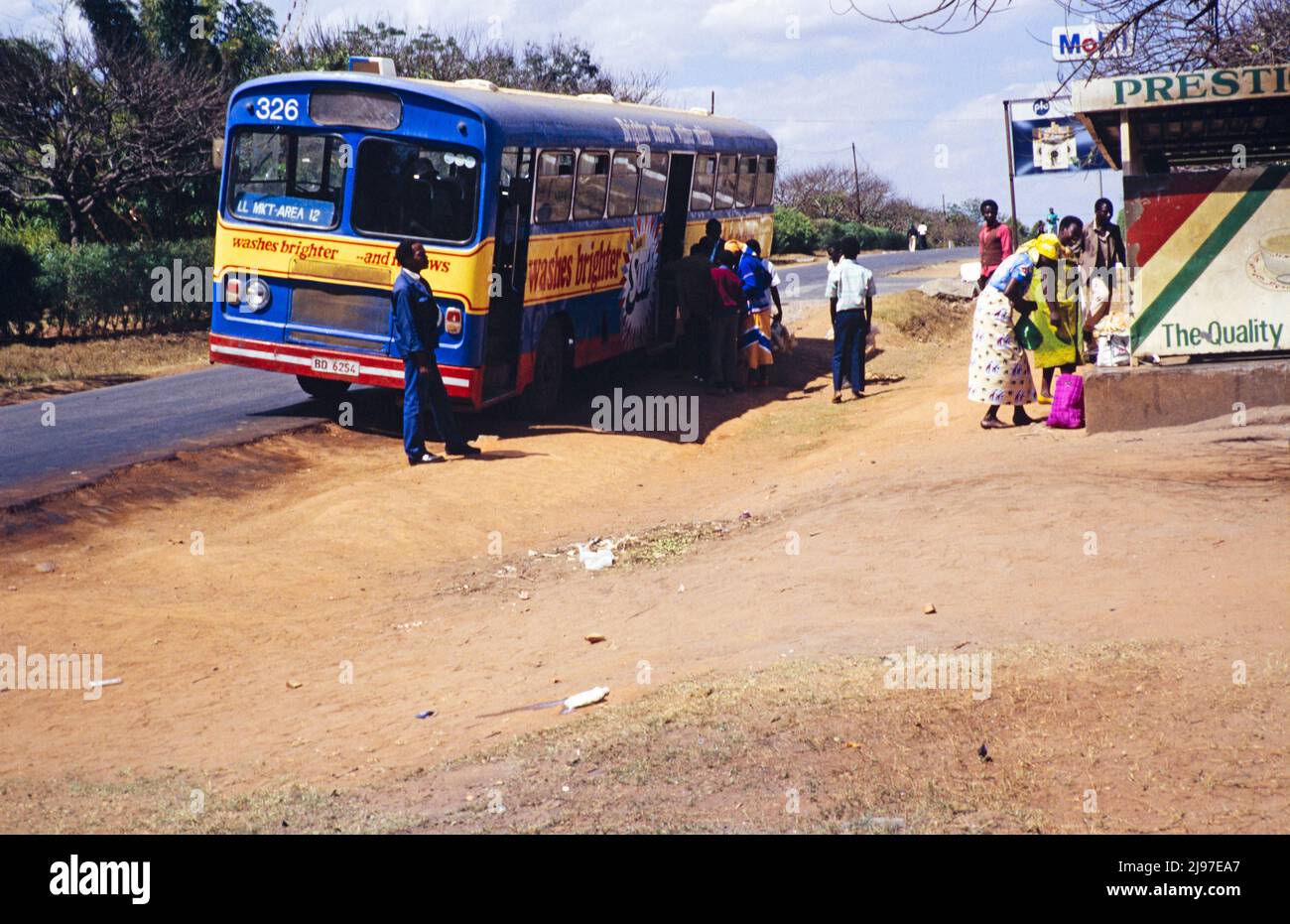 People boarding local bus on route between Area 12 and market Lilongwe ...