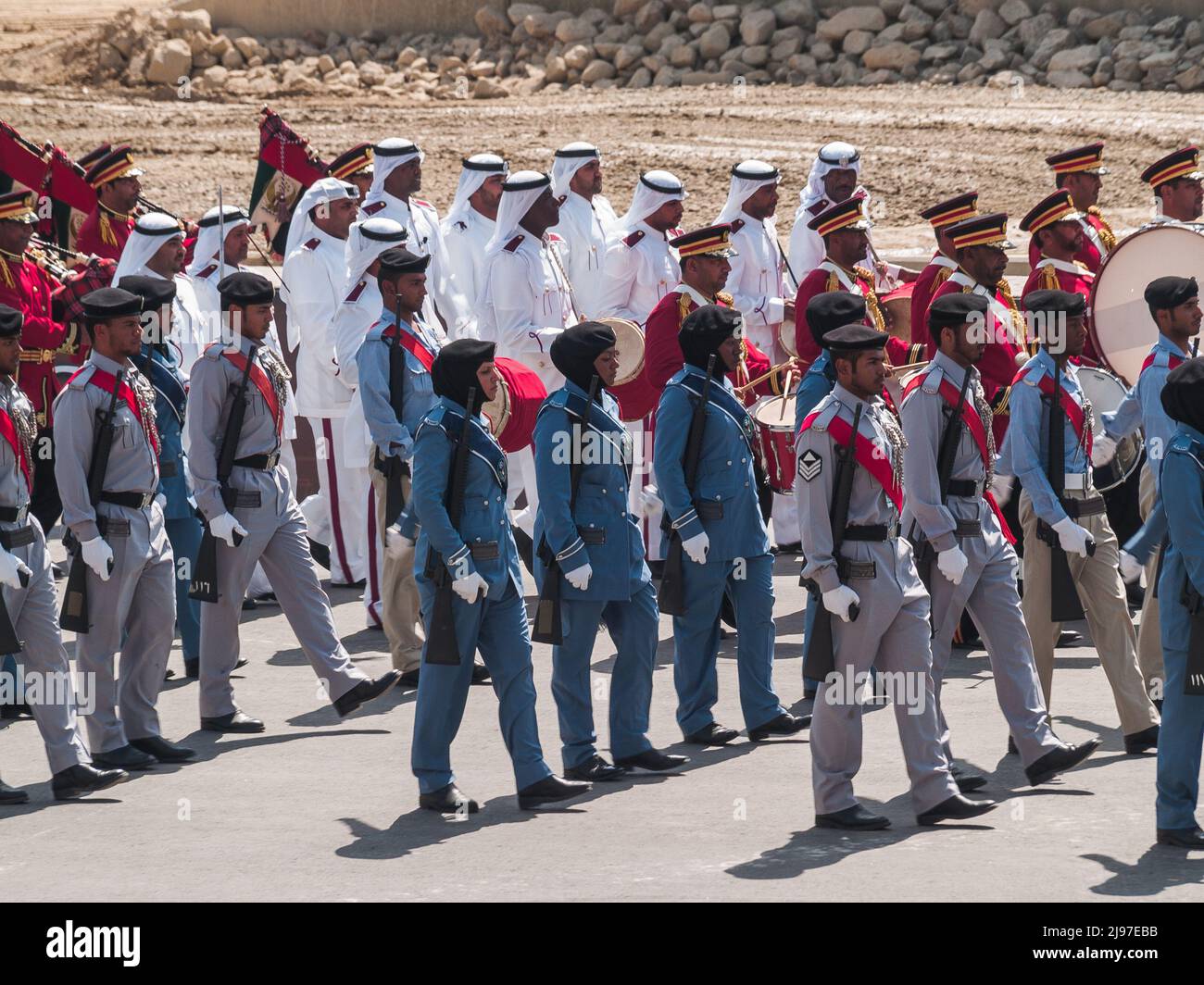 Uae military men hi-res stock photography and images - Alamy