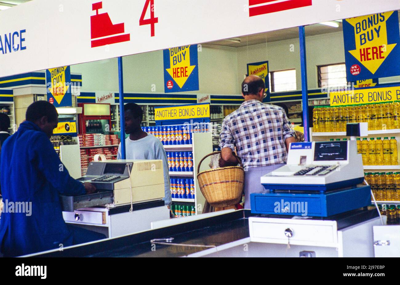 Old perople hi-res stock photography and images - Alamy