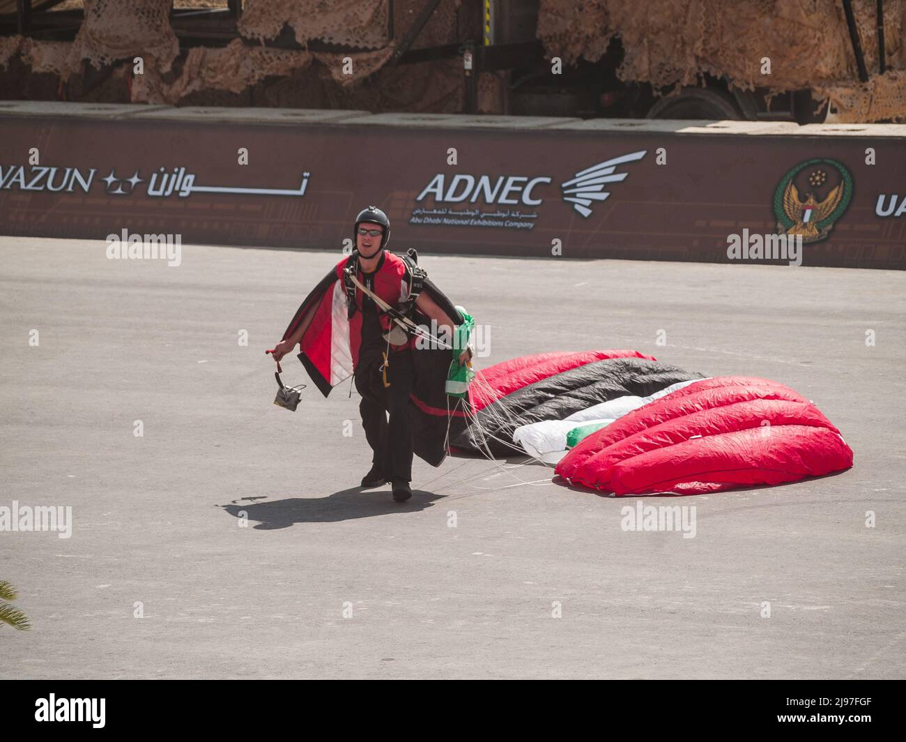 Uae military men hi-res stock photography and images - Alamy