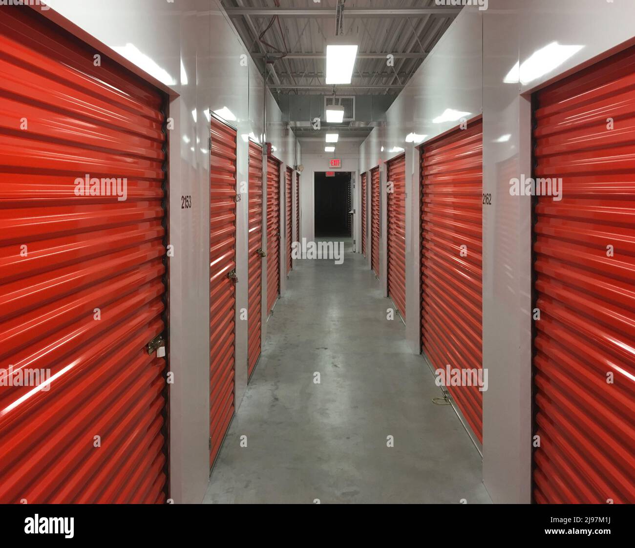 Storage Facility Corridor Stock Photo - Alamy