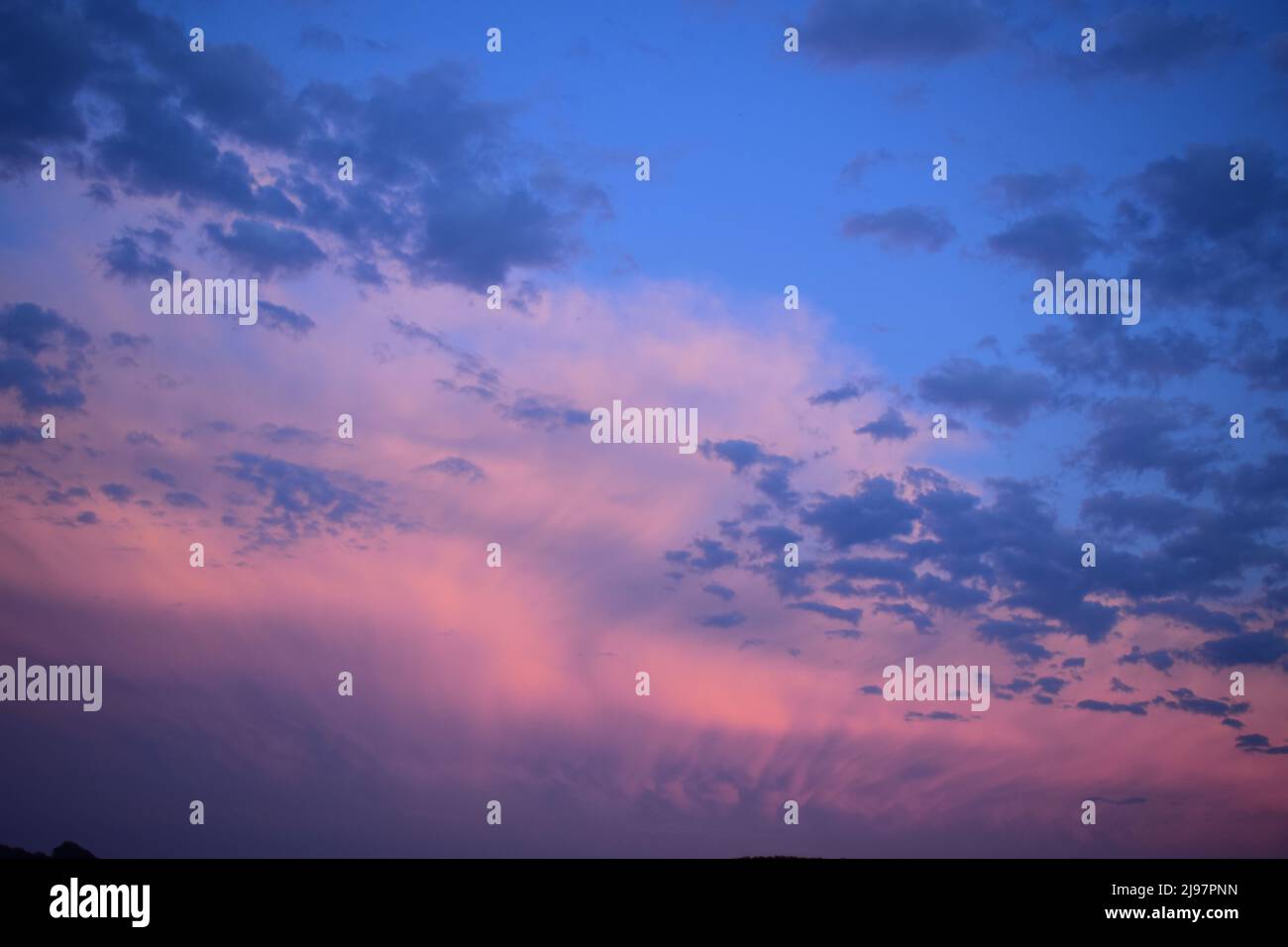 red sky after a thunderstorm Stock Photo - Alamy