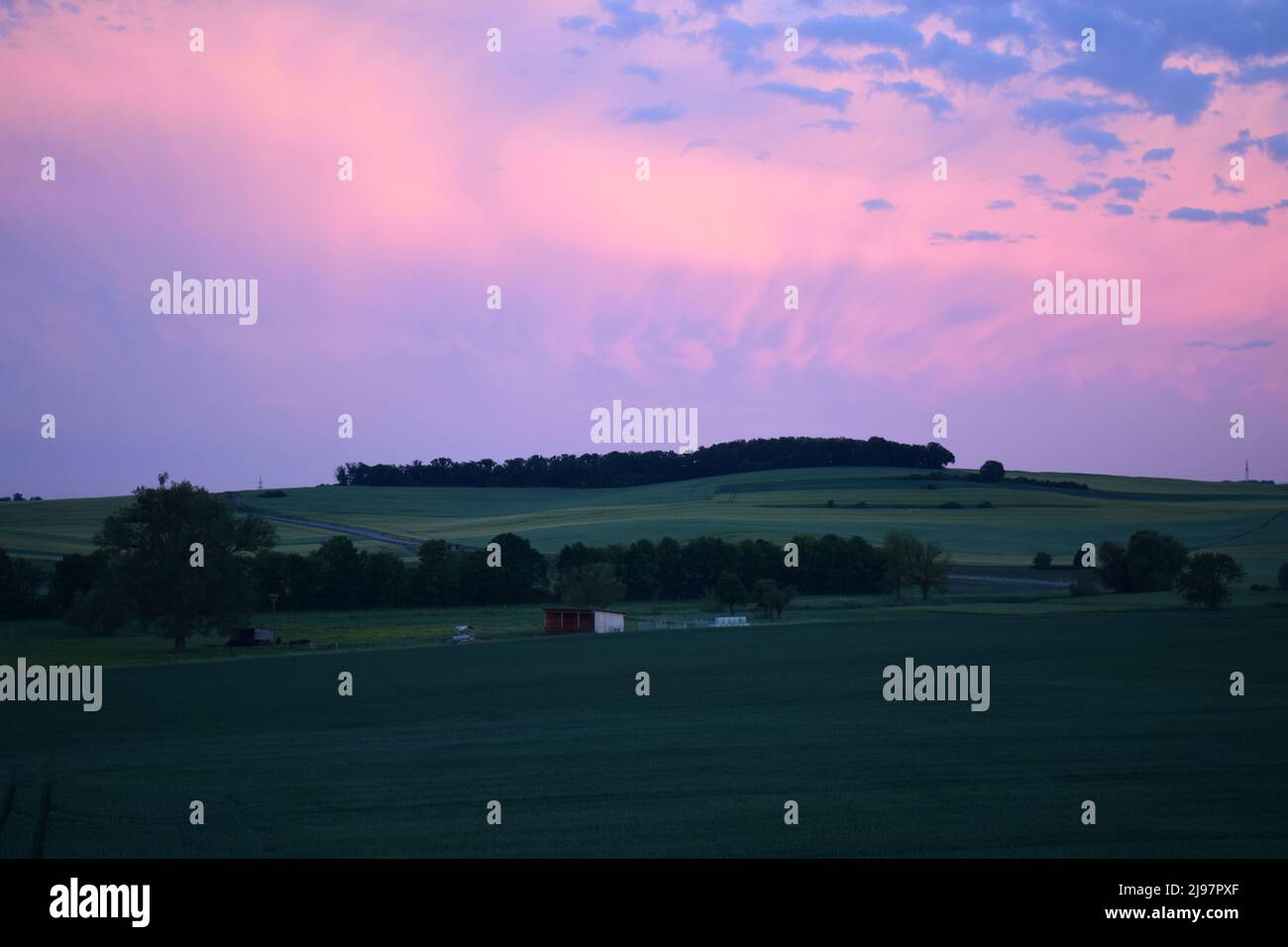 red sky after a thunderstorm Stock Photo - Alamy