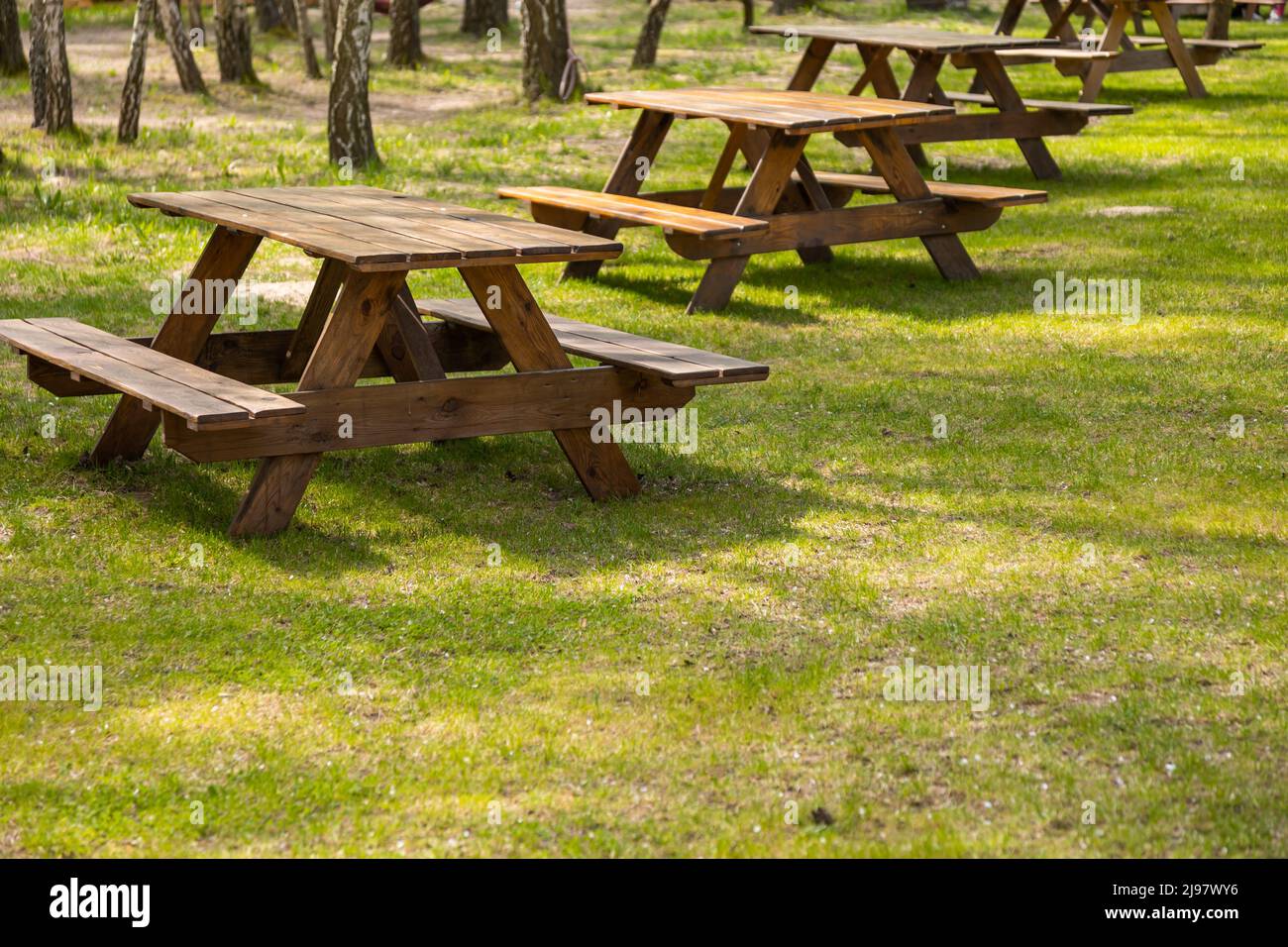 Break benches hi-res stock photography and images - Alamy