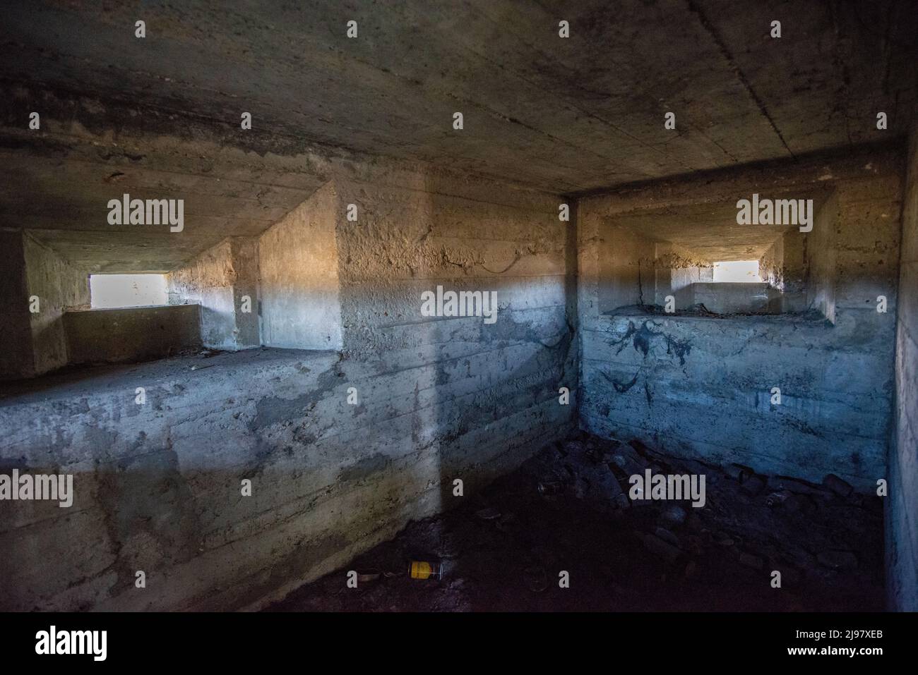 Ww2 pillboxes hi-res stock photography and images - Alamy