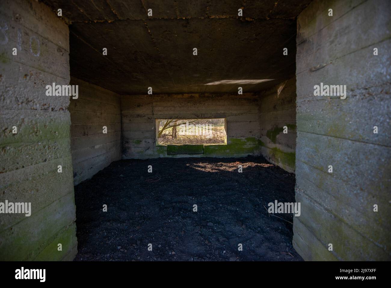 Pill Box at Benson, Oxfordshire Stock Photo - Alamy