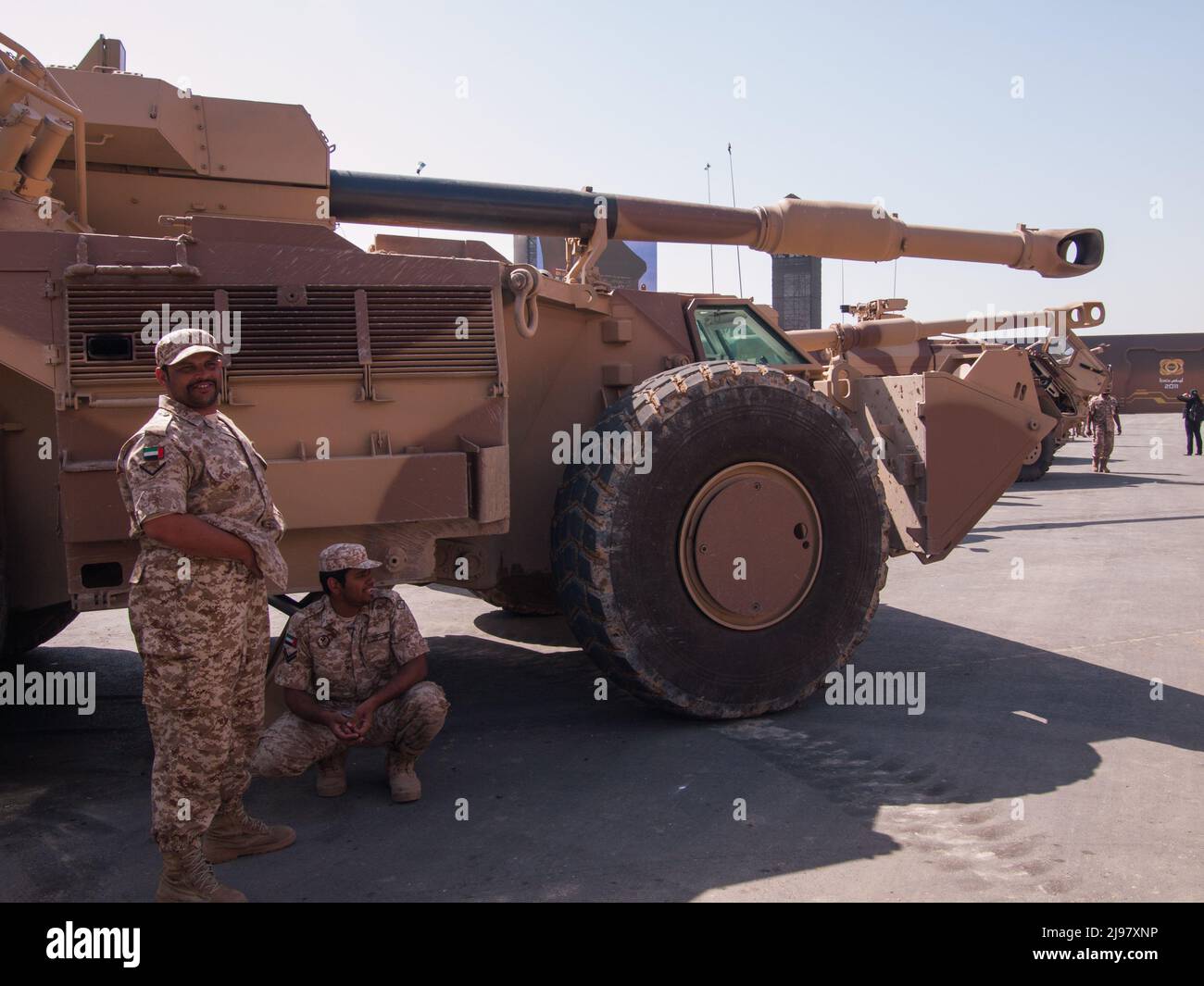 155mm artillery gun hi-res stock photography and images - Alamy