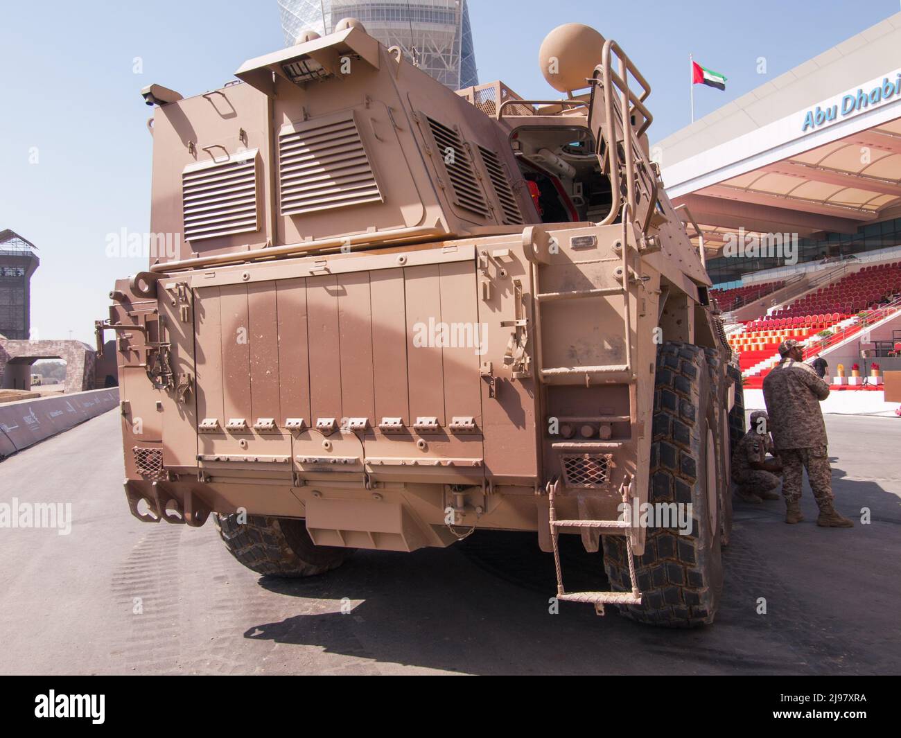 155mm artillery gun hi-res stock photography and images - Alamy