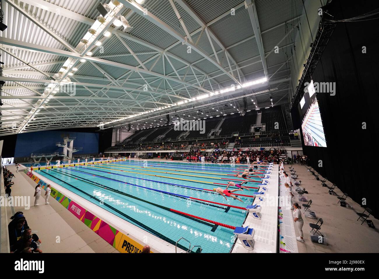 Competitors sandwell aquatics centre hi-res stock photography and ...
