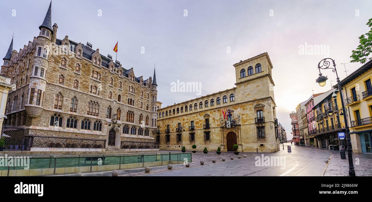 Medieval houses in the center of the old city of Leon, tourist view of ...
