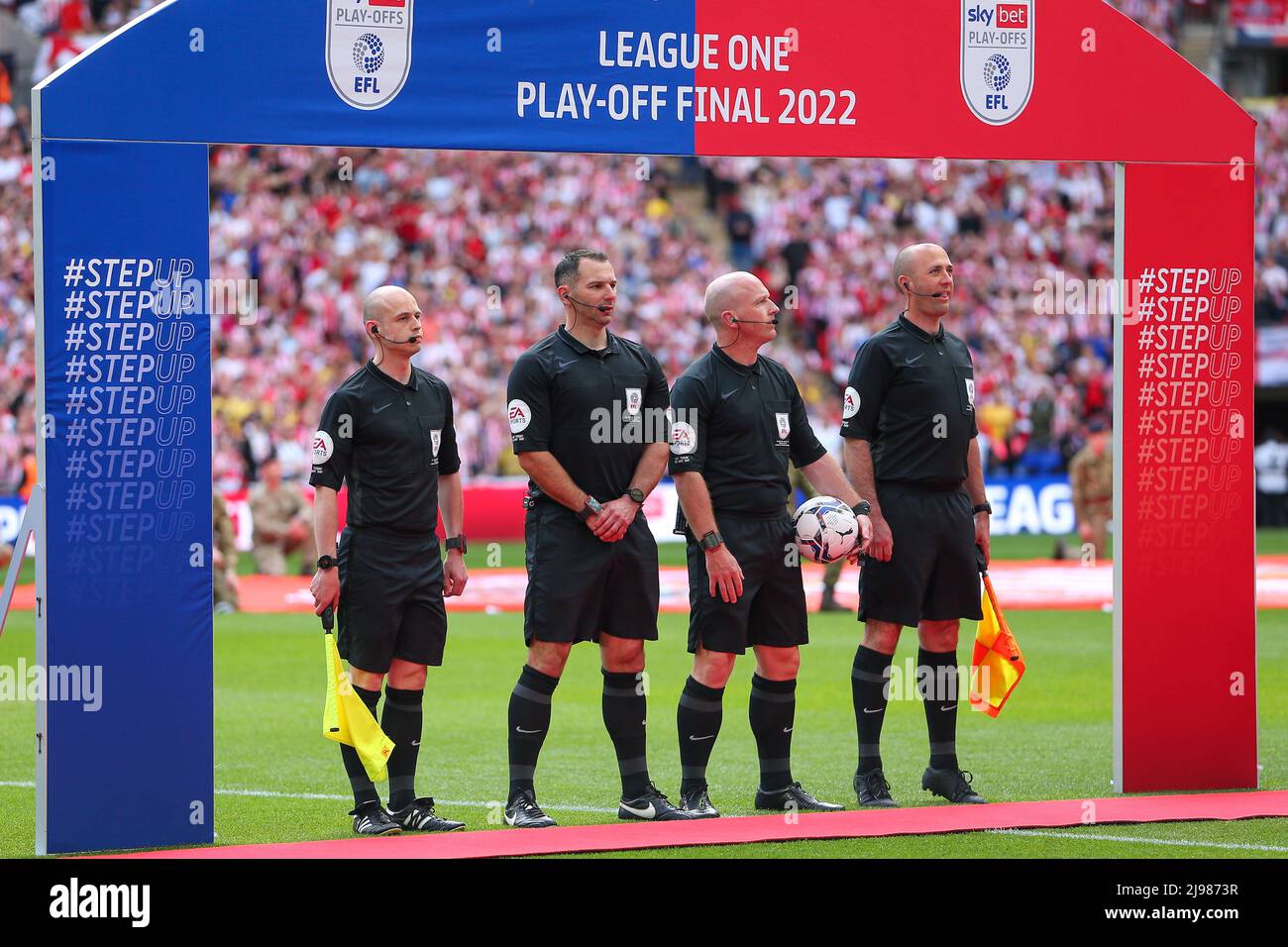 Craig hooper hi-res stock photography and images - Alamy