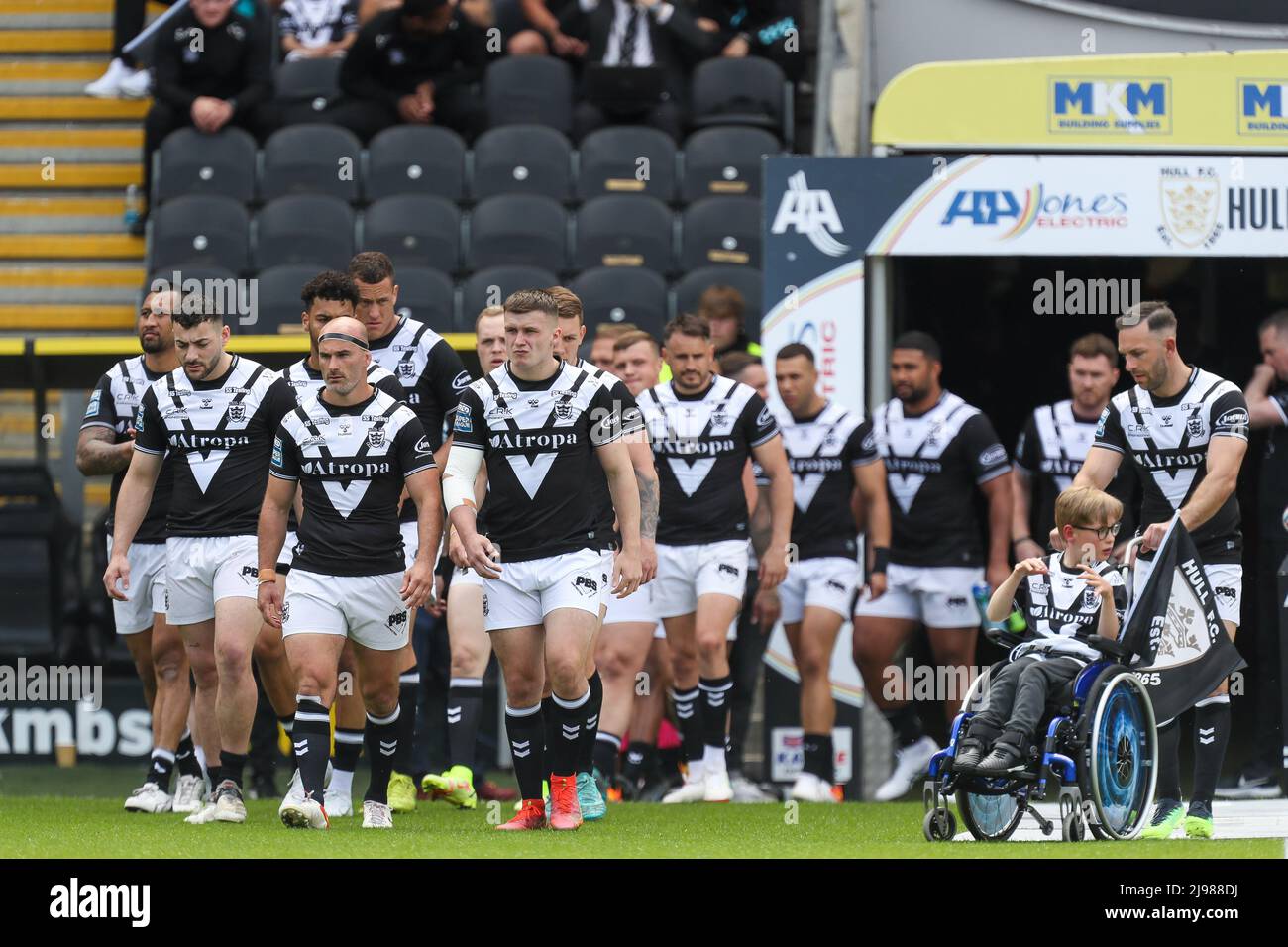 Hull fc mascot hi-res stock photography and images - Alamy
