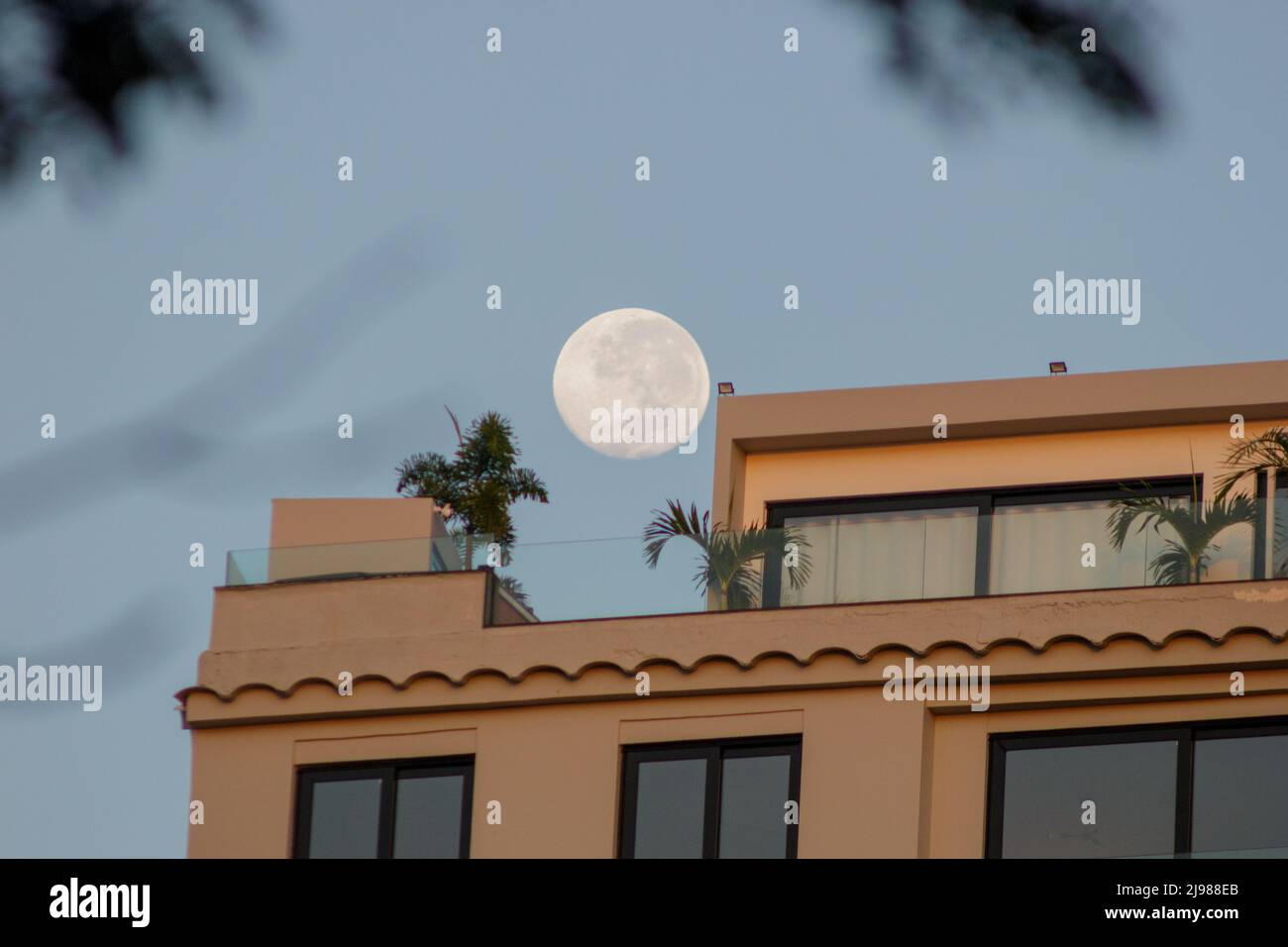 Moon phase circle hi-res stock photography and images - Alamy