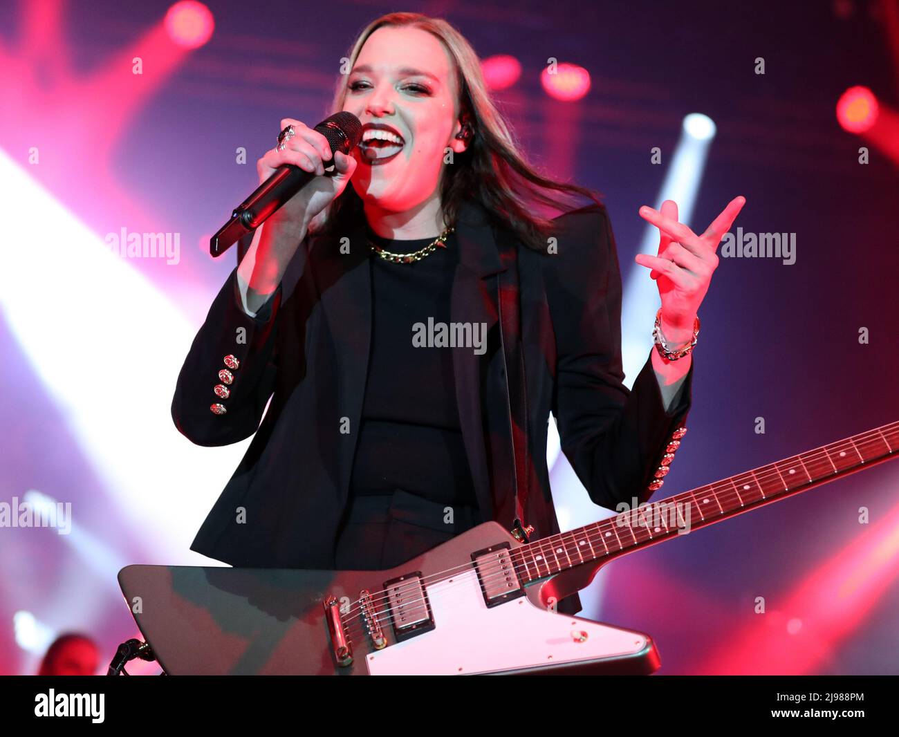 Halestorm band 2022 hi-res stock photography and images - Alamy