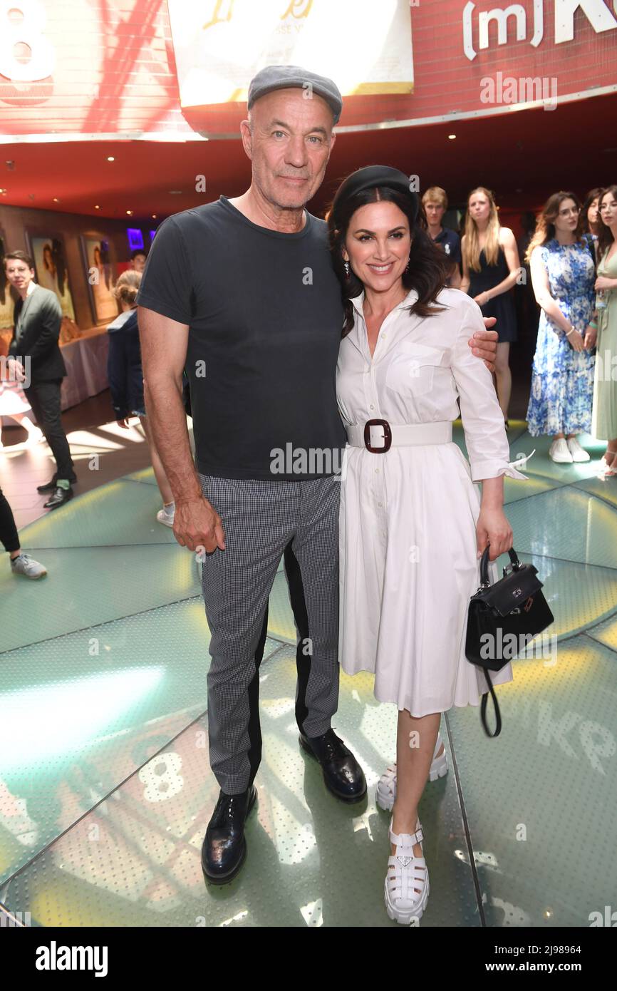 Munich, Germany. 21st May, 2022. Actor Heiner Lauterbach and his wife Viktoria show off at the ...