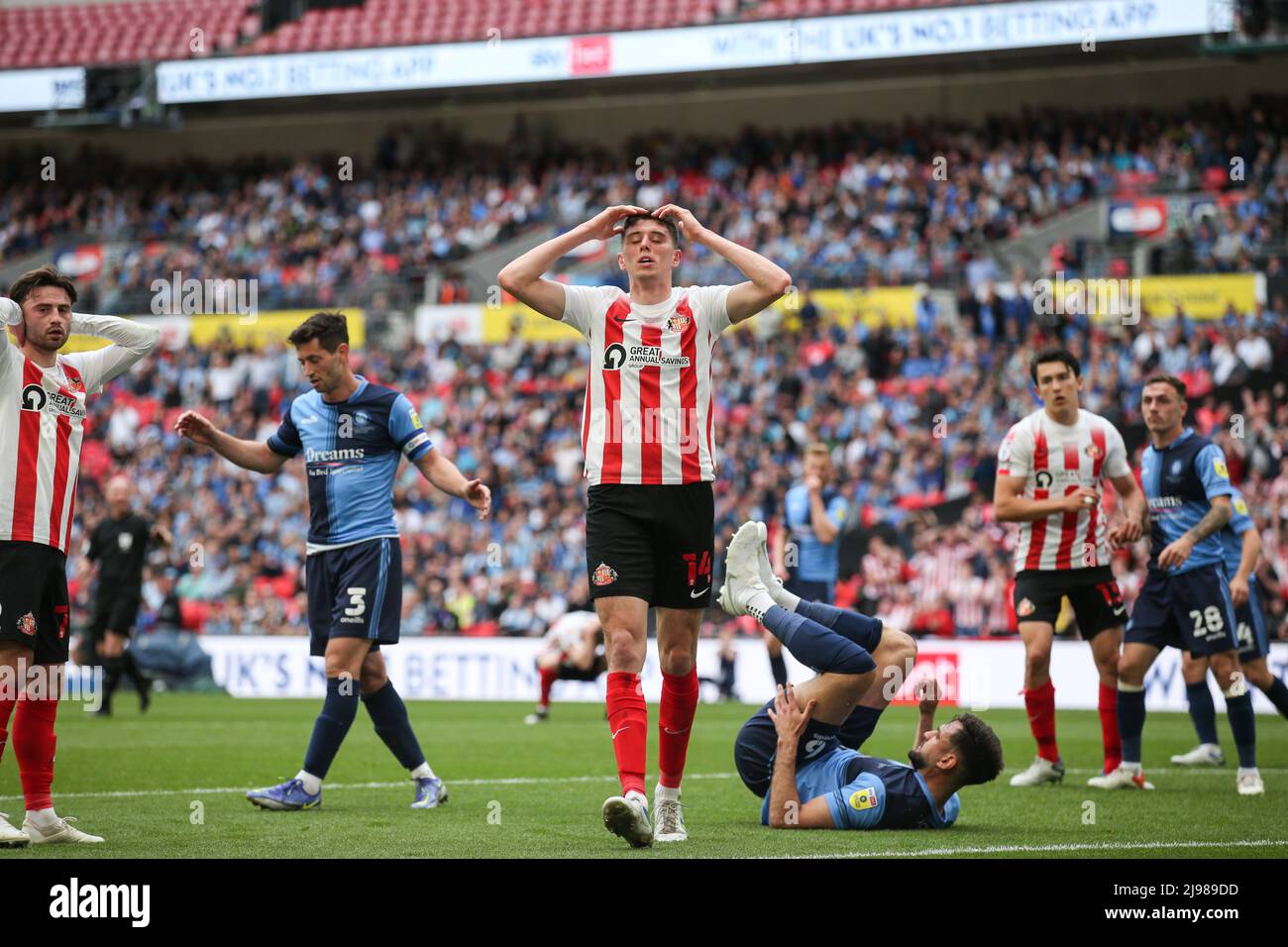 Ross Stewart #14 of Sunderland hands on head after missing a chance to ...