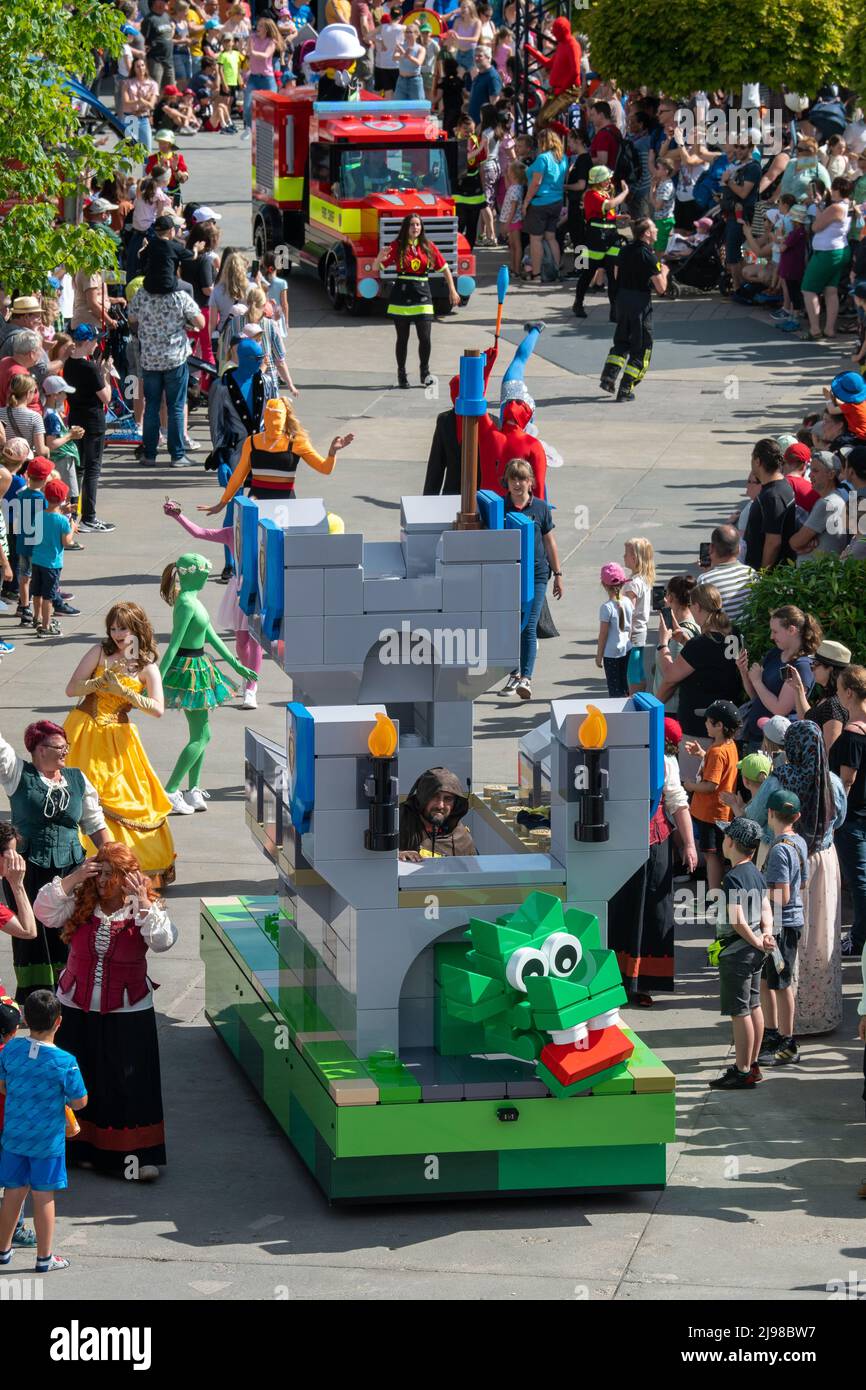 21 May 2022, Bavaria, Günzburg: A colorful parade moves through the ...