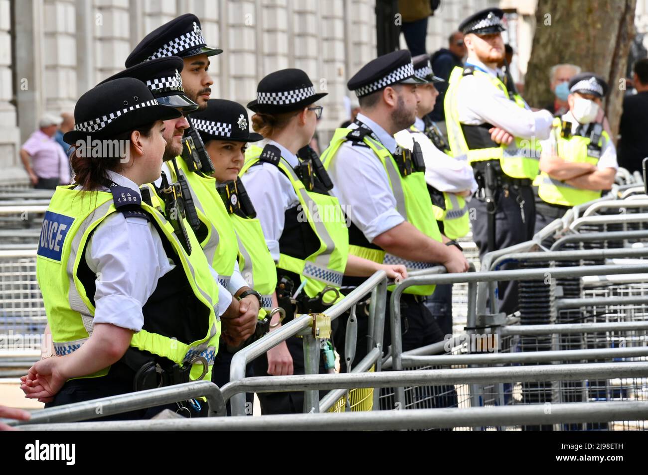 London, UK. Metropolitan Police Officers guarded the entrance to ...