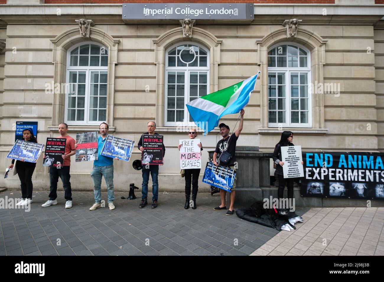 London, UK. 21 May 2022. Vivisection Exposed supporters protest outside ...