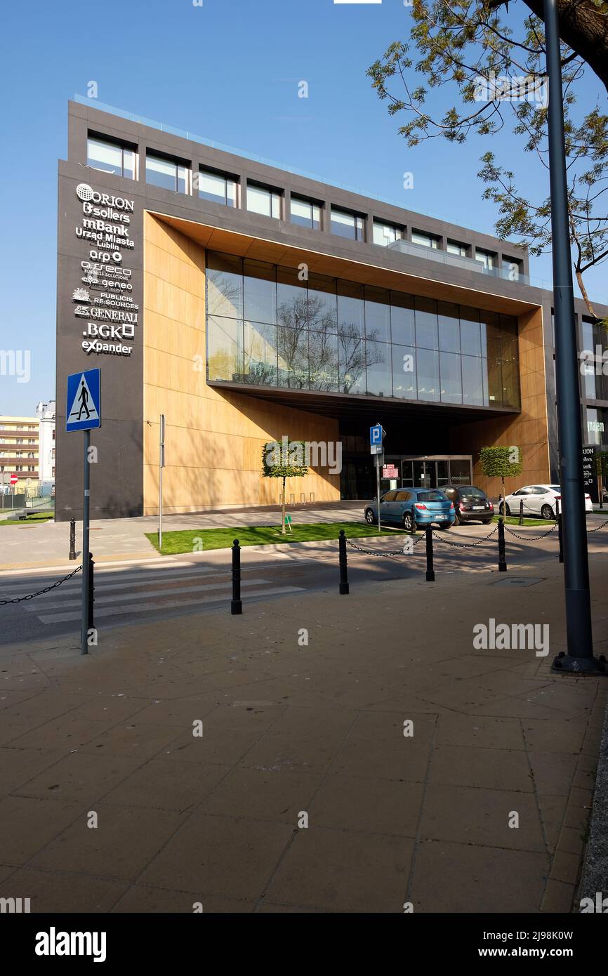 2022 modern building hi-res stock photography and images - Alamy