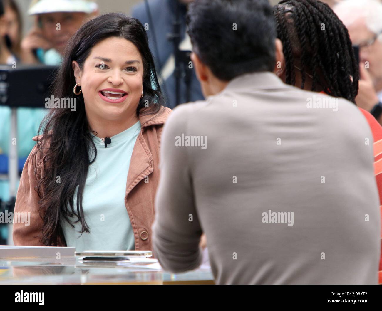 May 20, 2022.Mario Lopez, Scott Evans, Samantha Ramsdell on the set of ...