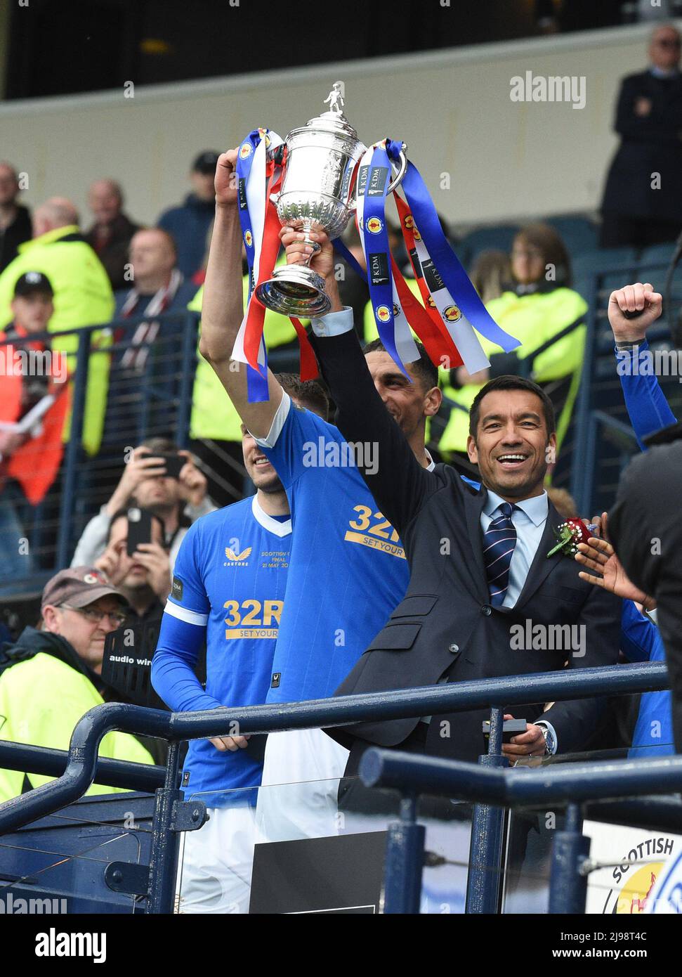 Hampden park glasgow scotland uk rangers vs heart of midlothian hi-res ...
