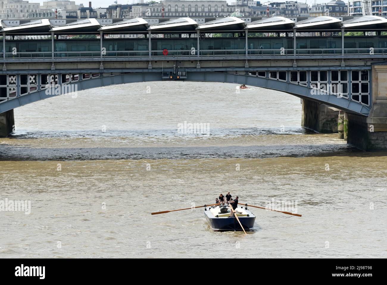 Millenium Bridge, London, UK. 21st May 2022. Crews take part in the ...