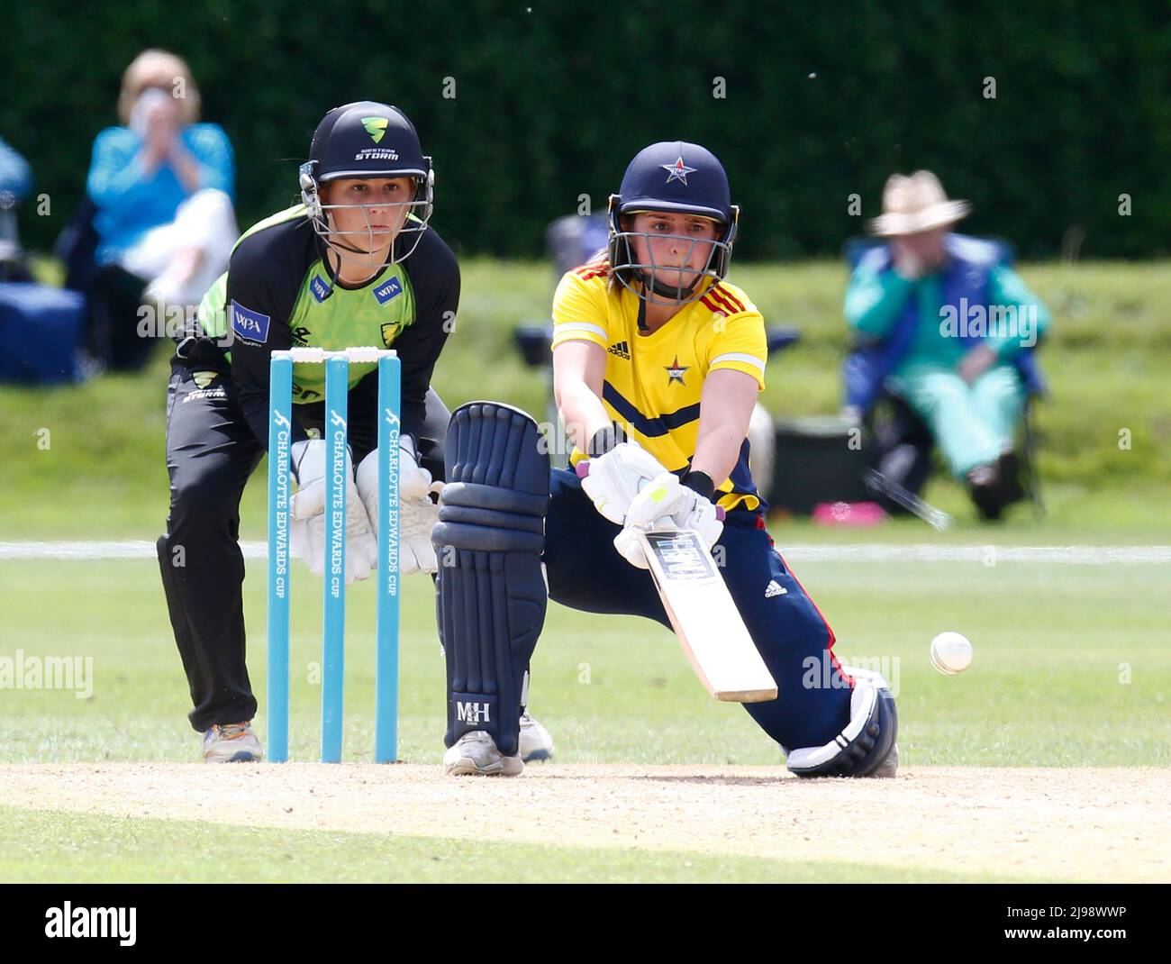 BECKENHAM ENGLAND - MAY 21 :L-R Western Storm's Natasha Wraith and ...