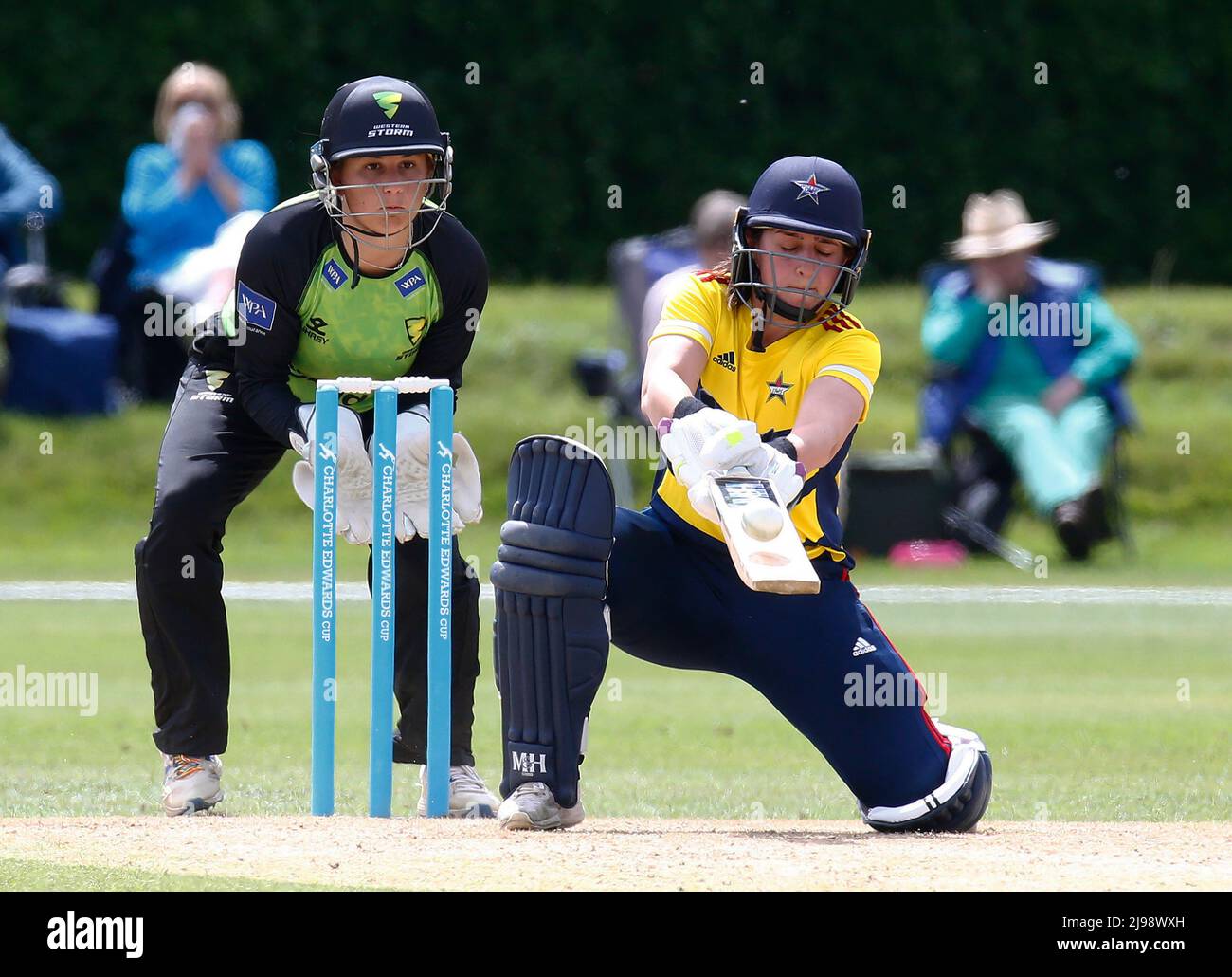 BECKENHAM ENGLAND - MAY 21 :L-R Western Storm's Natasha Wraith and ...