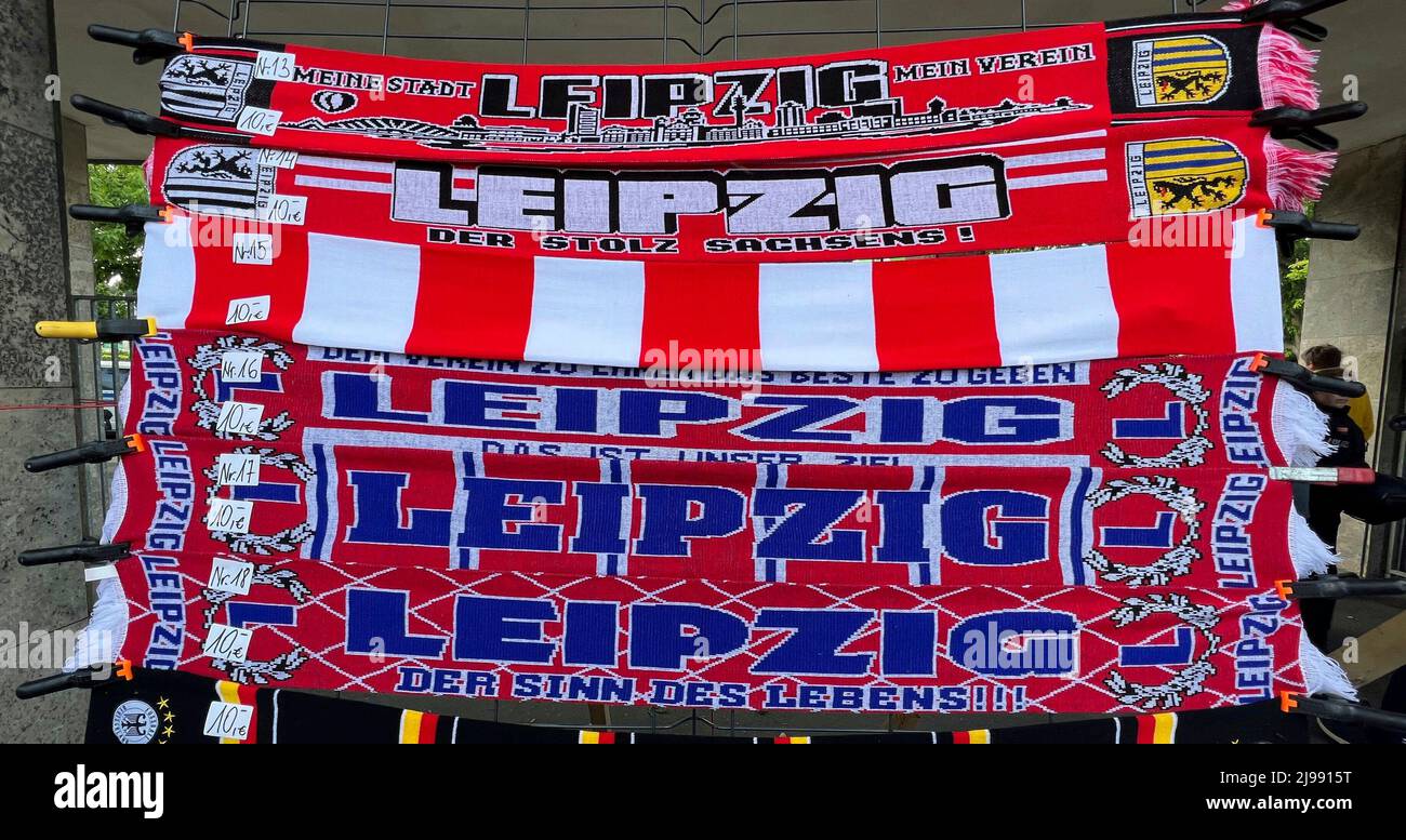 Pitchball sport hi-res stock photography and images - Alamy