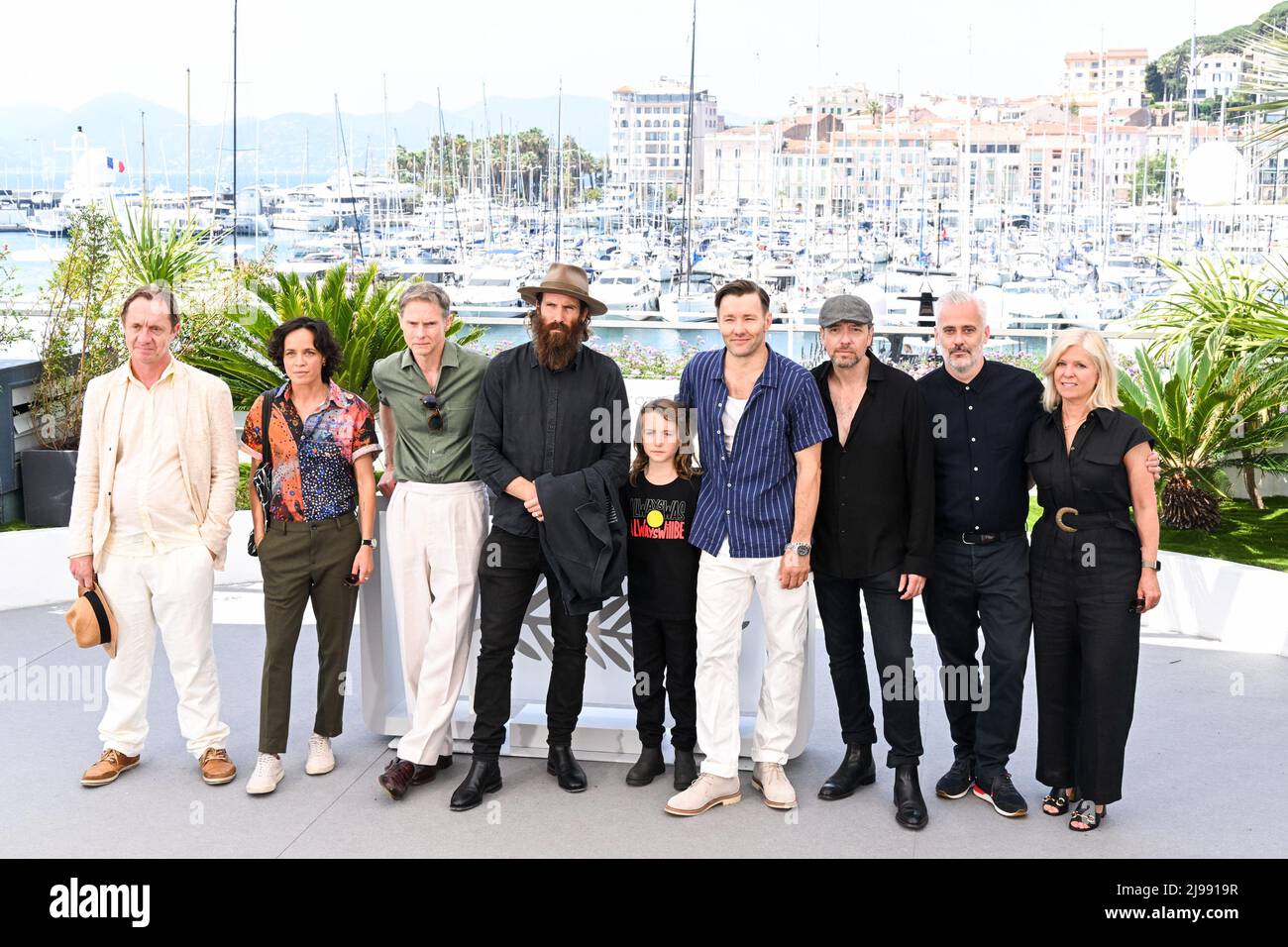 Matthew Sutherland , Jada Alberts , Sean Harris , Thomas M. Wright ...