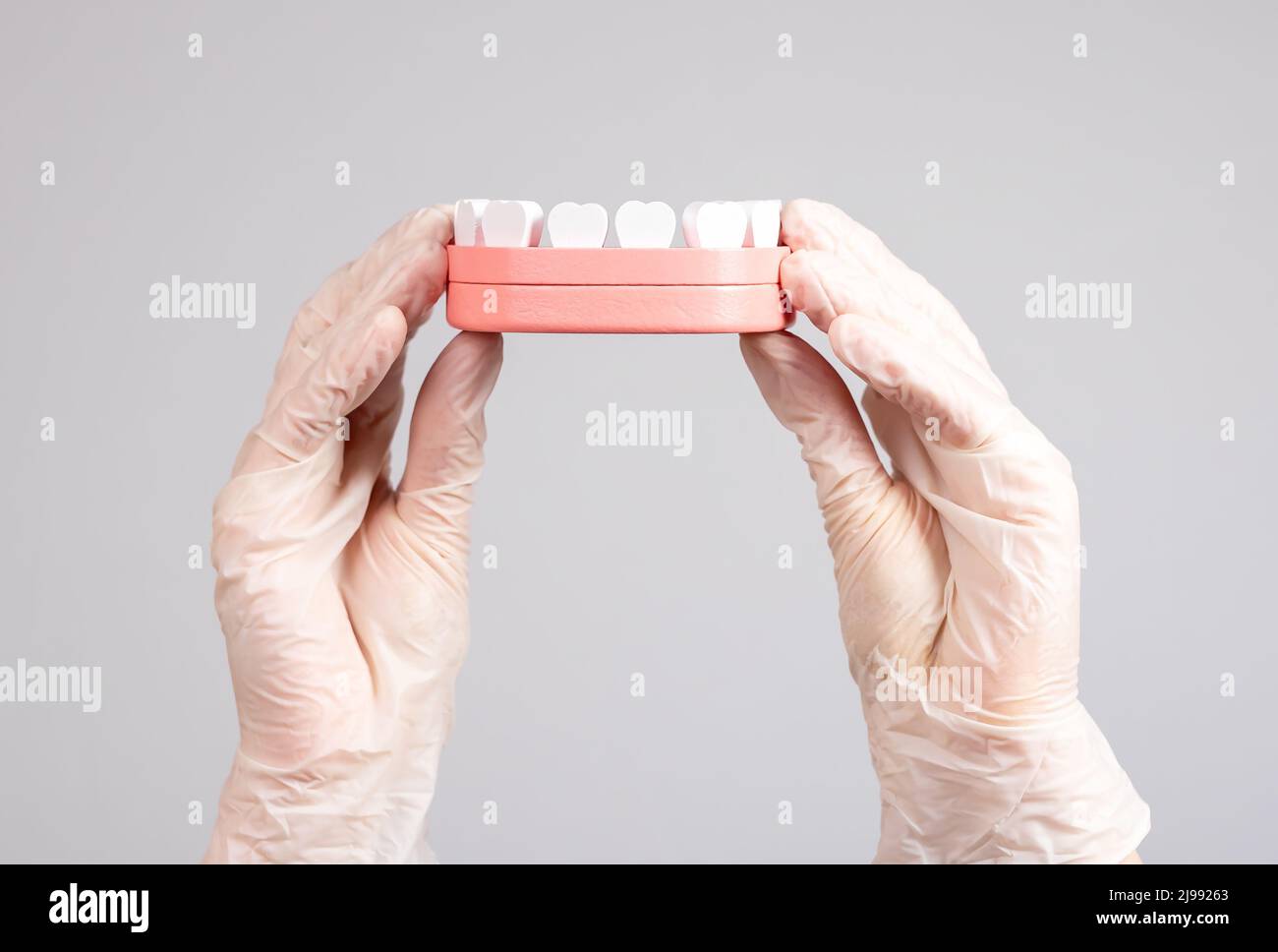 Healthy teeth and gums hi-res stock photography and images - Alamy