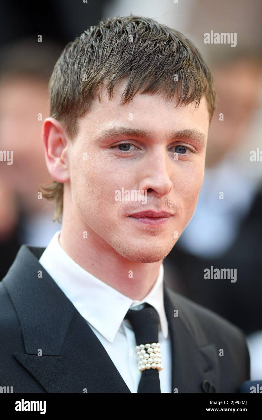 Cannes, France. 21st May, 2022. British actor Harris Dickinson attends ...