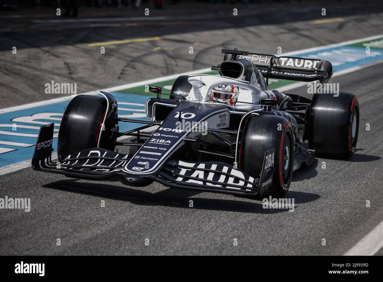 10 GASLY Pierre (fra), Scuderia AlphaTauri AT03, action during the Formula 1 Pirelli Grand ...